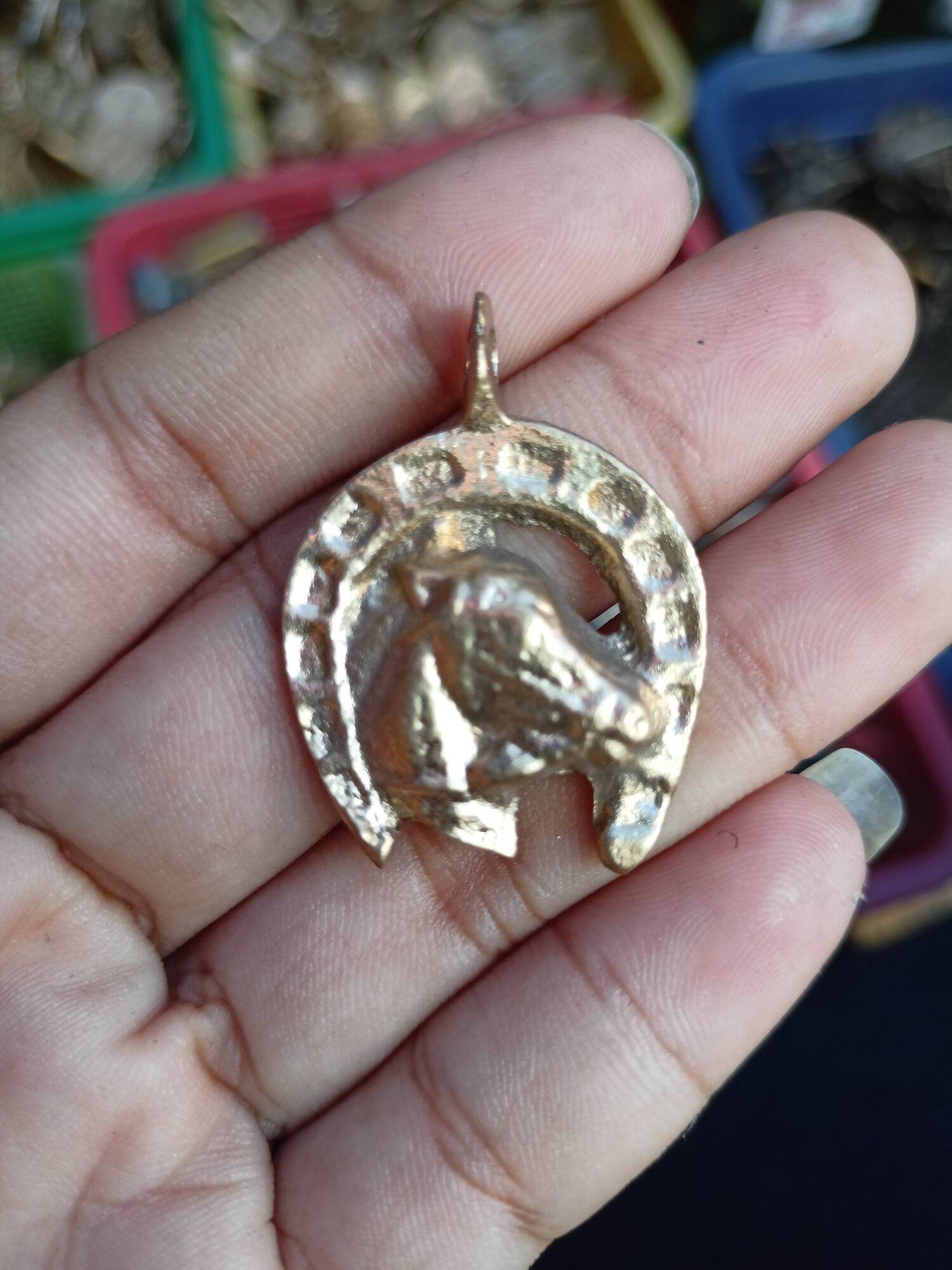 medalyong horse shoe/swerte sa trabaho negosyo at pangkabuhayan | Lazada PH