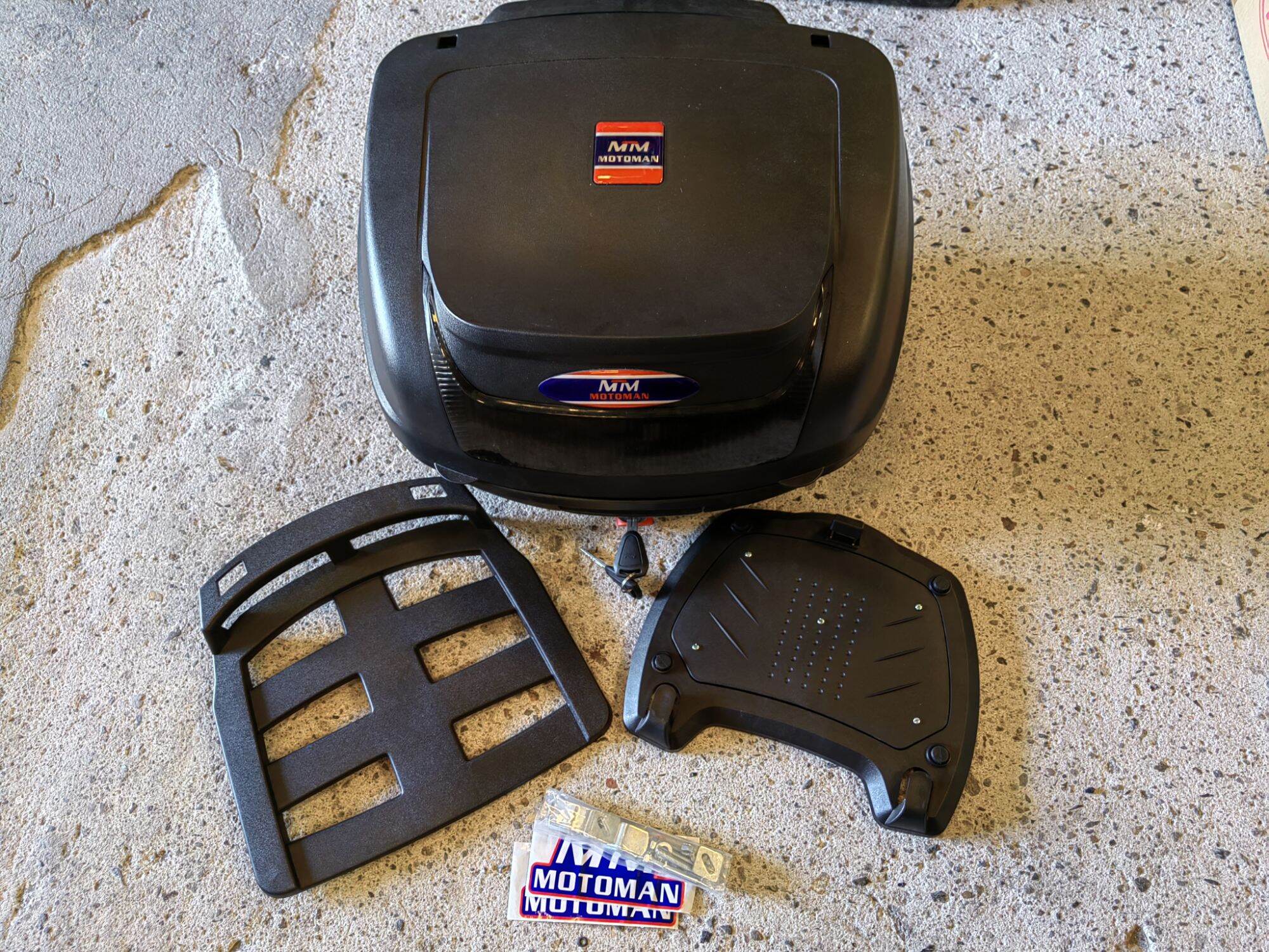 MOTOMAN 32 LITERS GIVI BOX WITH PLATE | Lazada PH