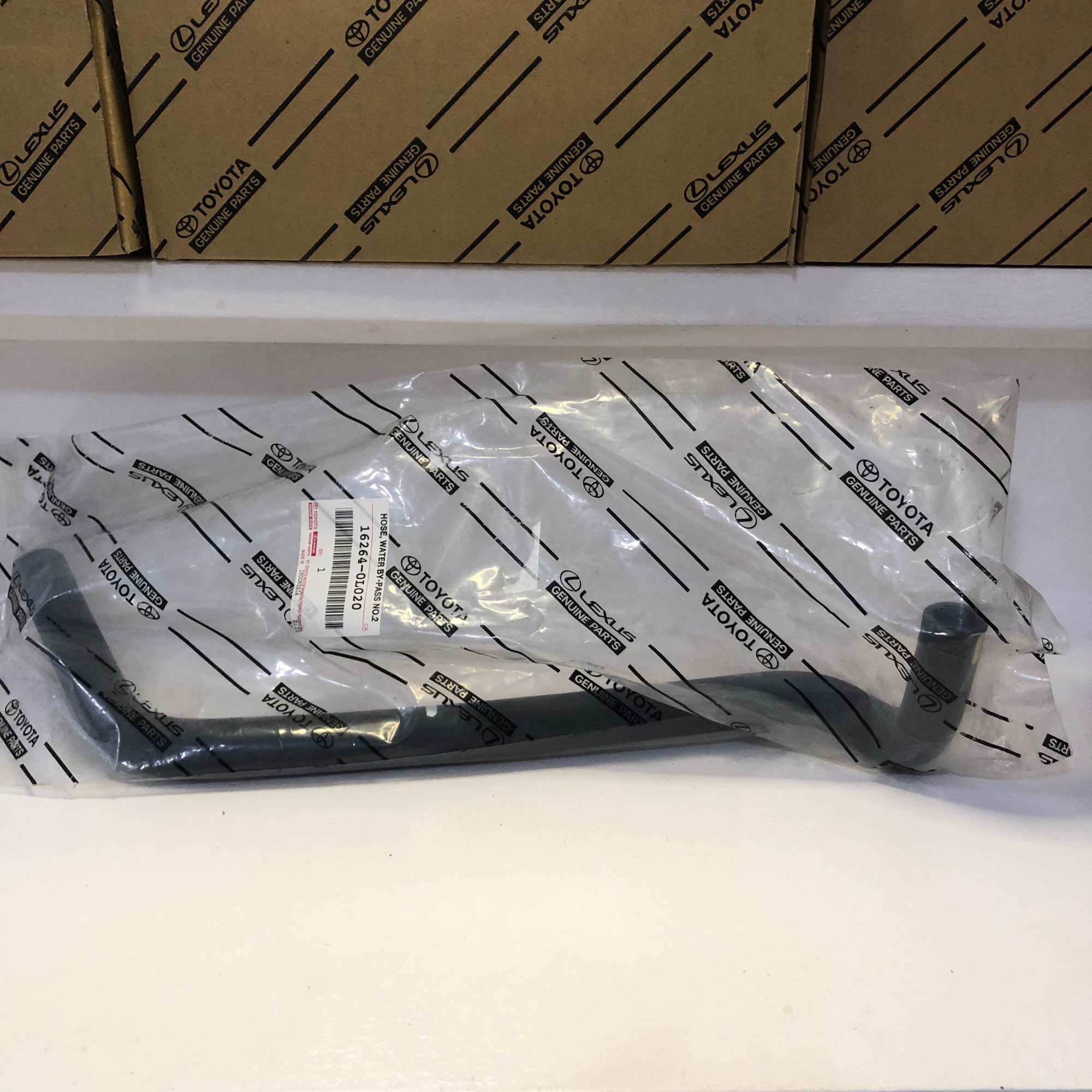 GENUINE/ORIGINAL TOYOTA RADIATOR RESERVE TANK HOSE FOR INNOVA/HILUX ...