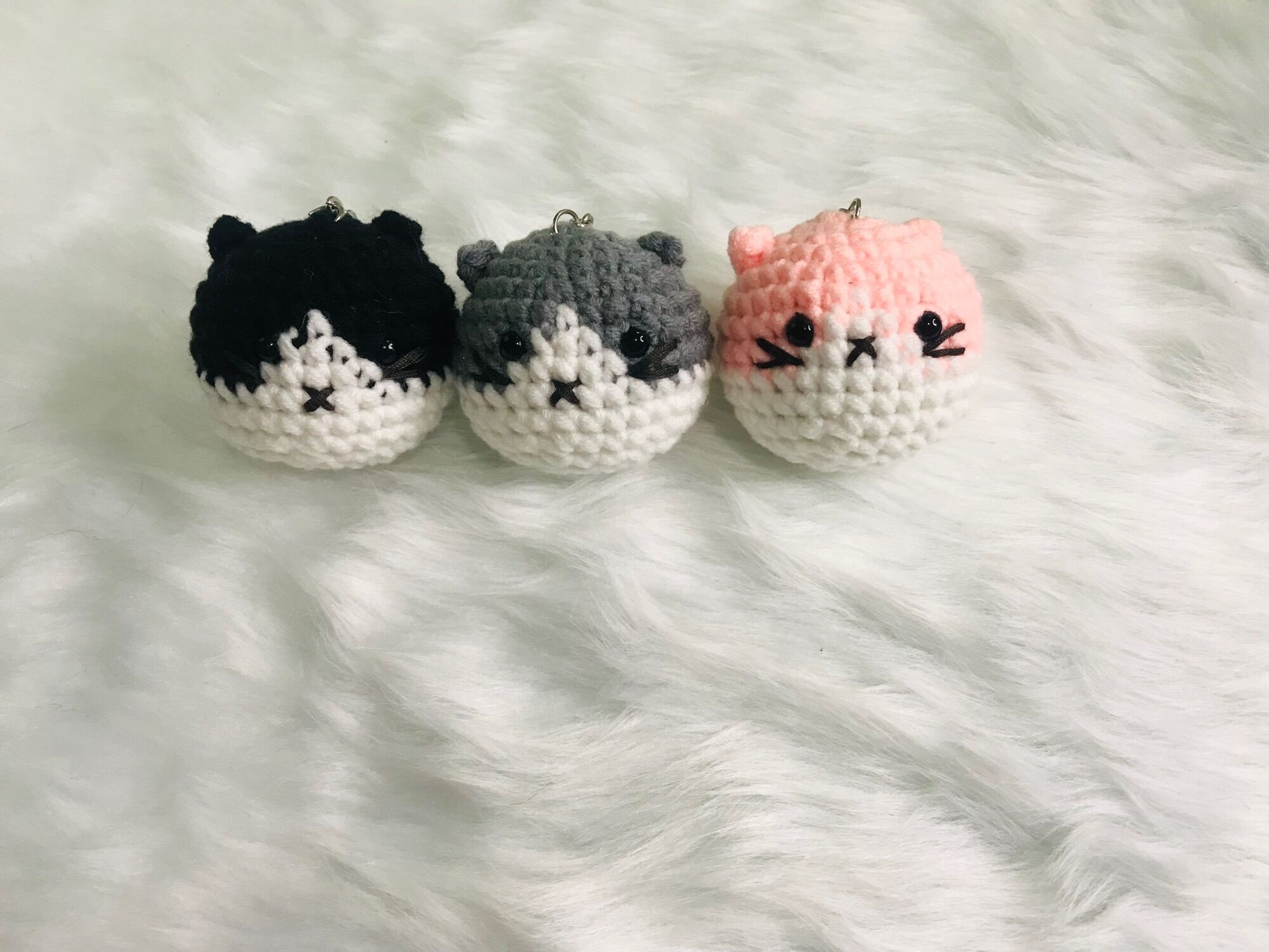CAT V-2 Crochet Keychain | Lazada PH
