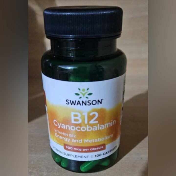 Vitamin B12 Cyanocobalamin 500mcg 100 capsules EXPIRY: September 2025 Swanson Energy and ...