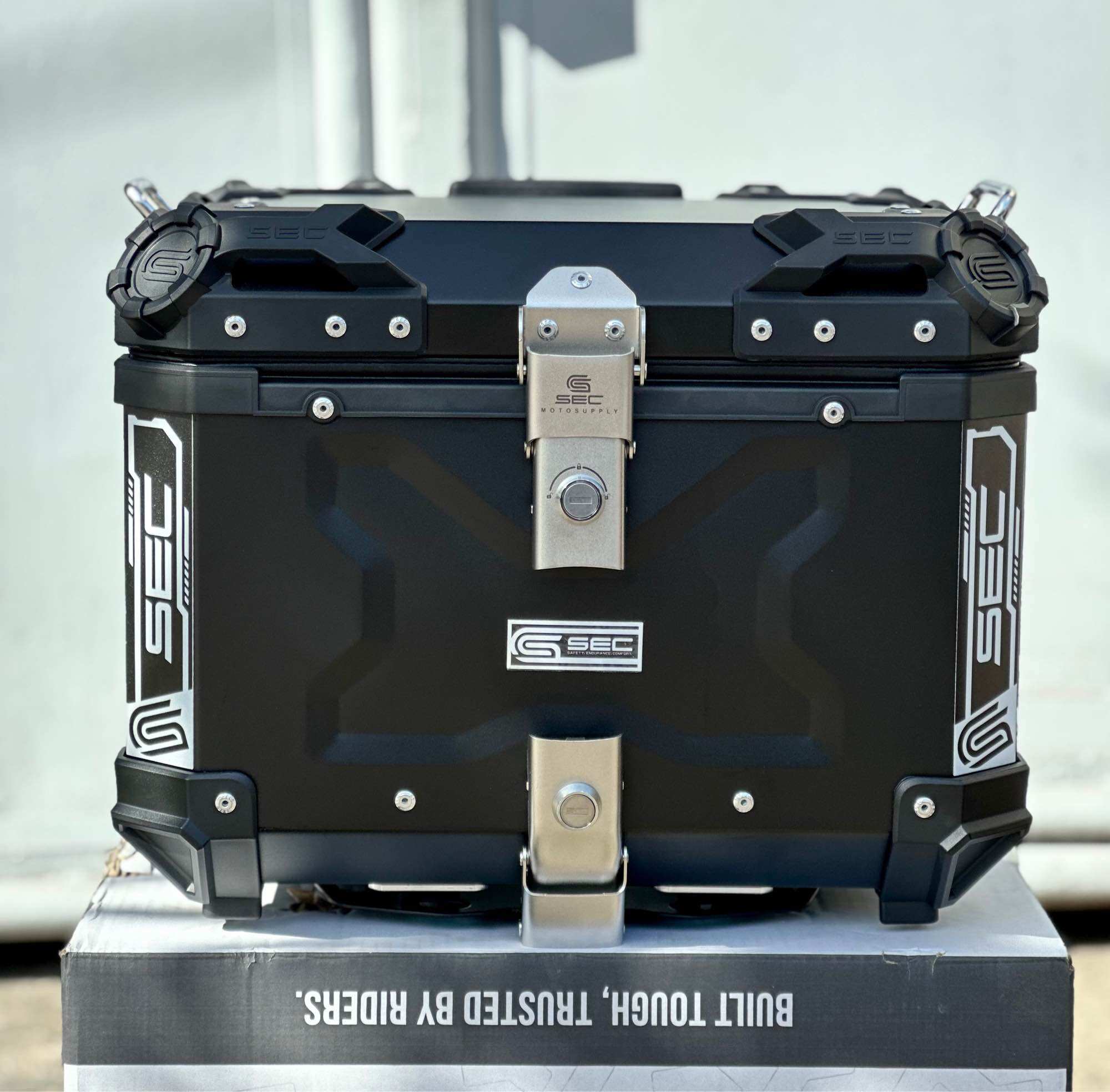 ALLOY TOP BOX SEC Original BLACK OPS 45Liters With Backrest and ...