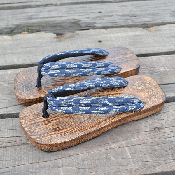 Han and Jin Chinese Style Non-Japan Japanese Style Hollow Clogs Chinese ...