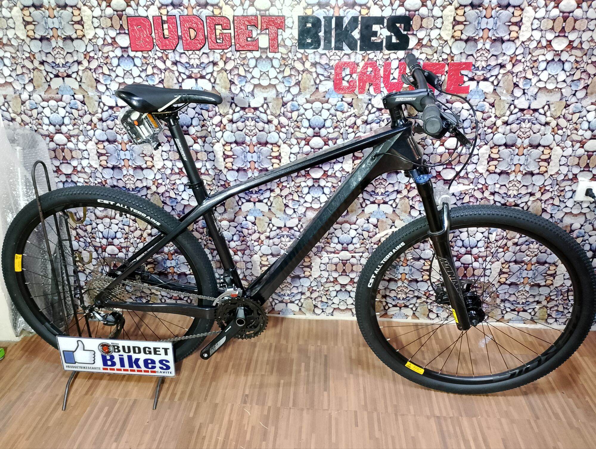 MOUNTAINPEAK EXPLORER 2000 Carbon lodi, 27.5,P 21,500 with 6 freebies ...
