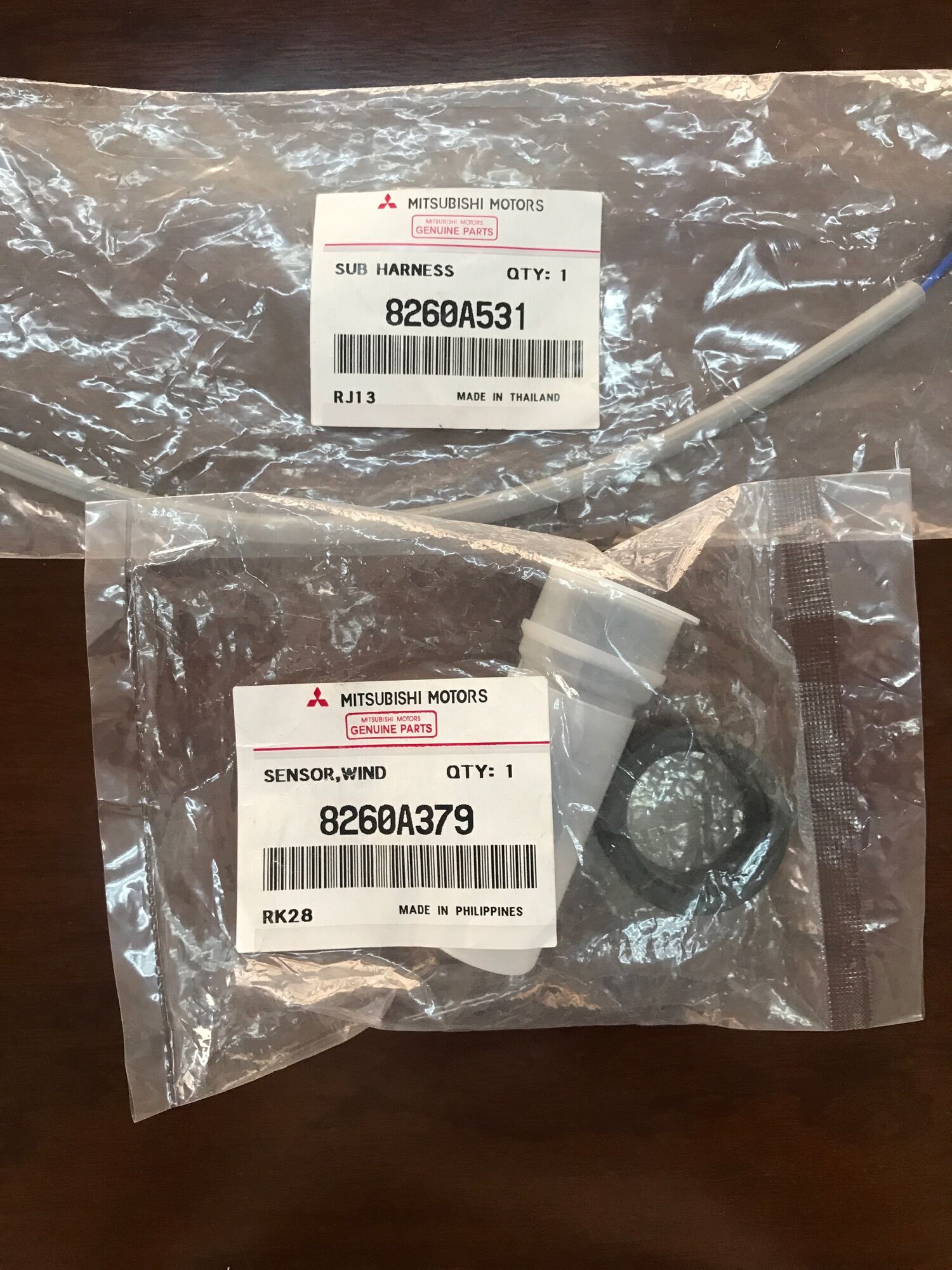 Mitsubishi Montero Gen 3 Windshield Washer Water Level Sensor with ...