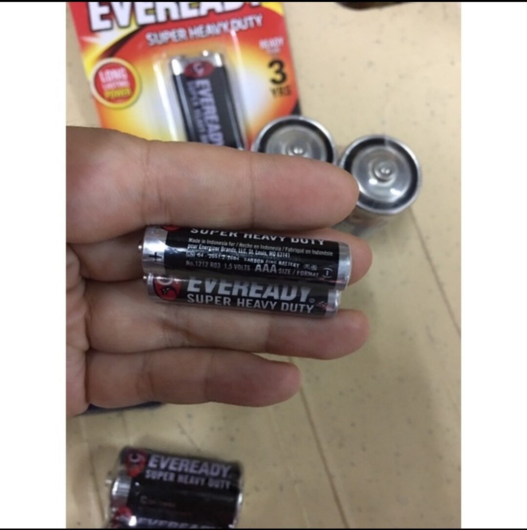 original eveready batteries: 1.5v, black/blue: D” ,C”, 2AA, 3AAA, 9V ...