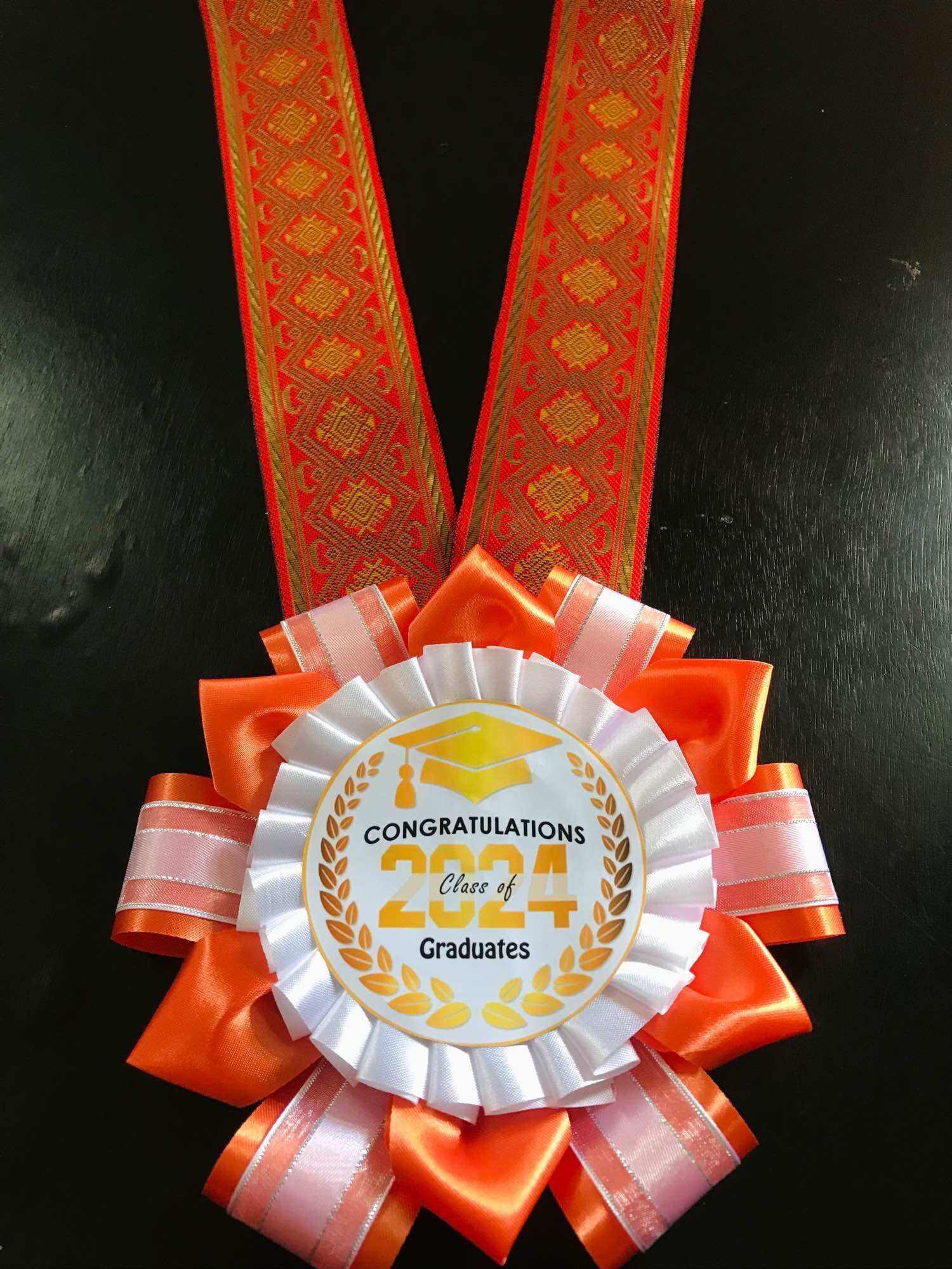 Garland Lei for graduation and guest or vip with free logo | Lazada PH