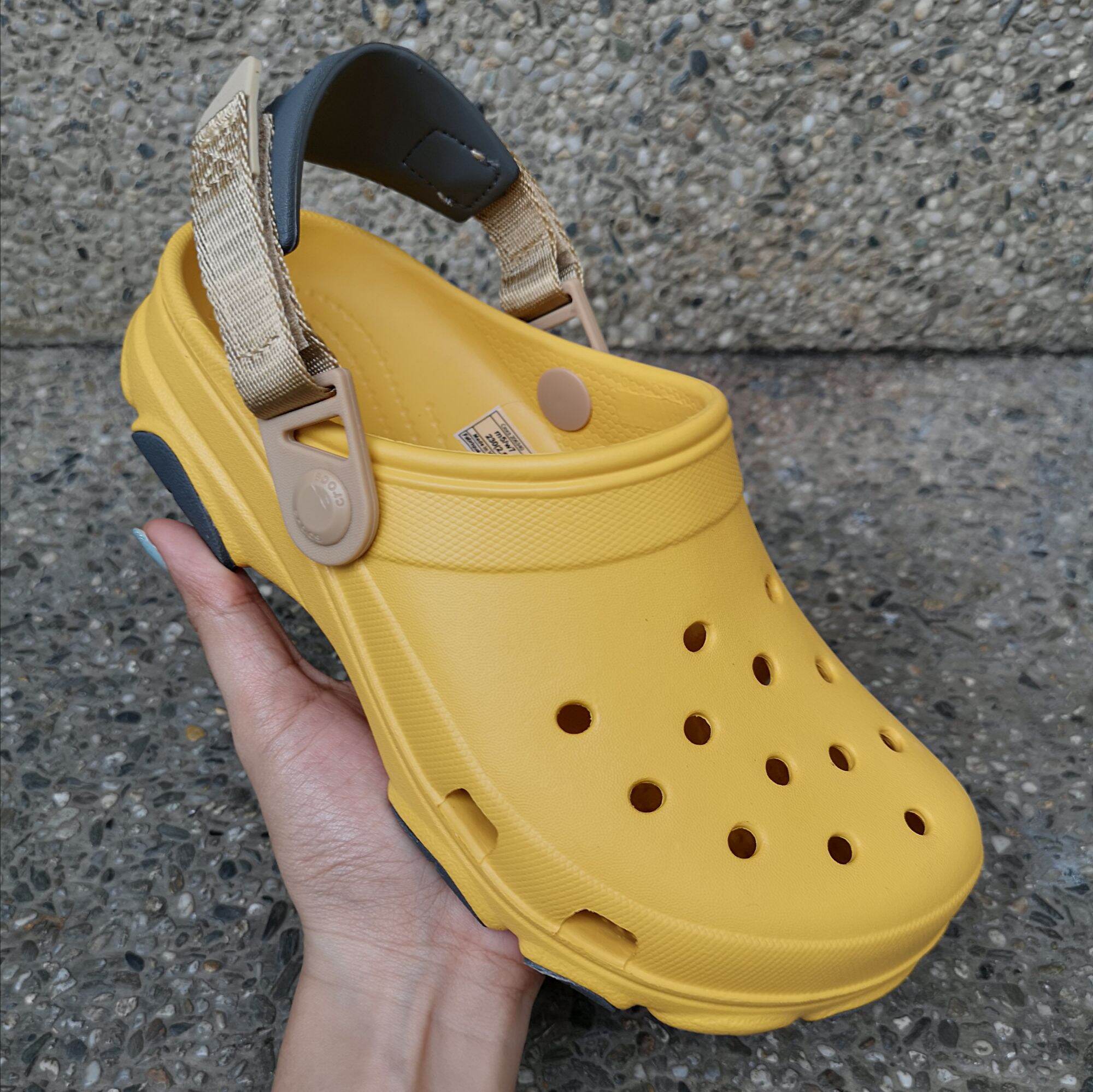 CROCS ALL TERRAIN CLOG PLAIN FOR MEN AND WOMEN | Lazada PH