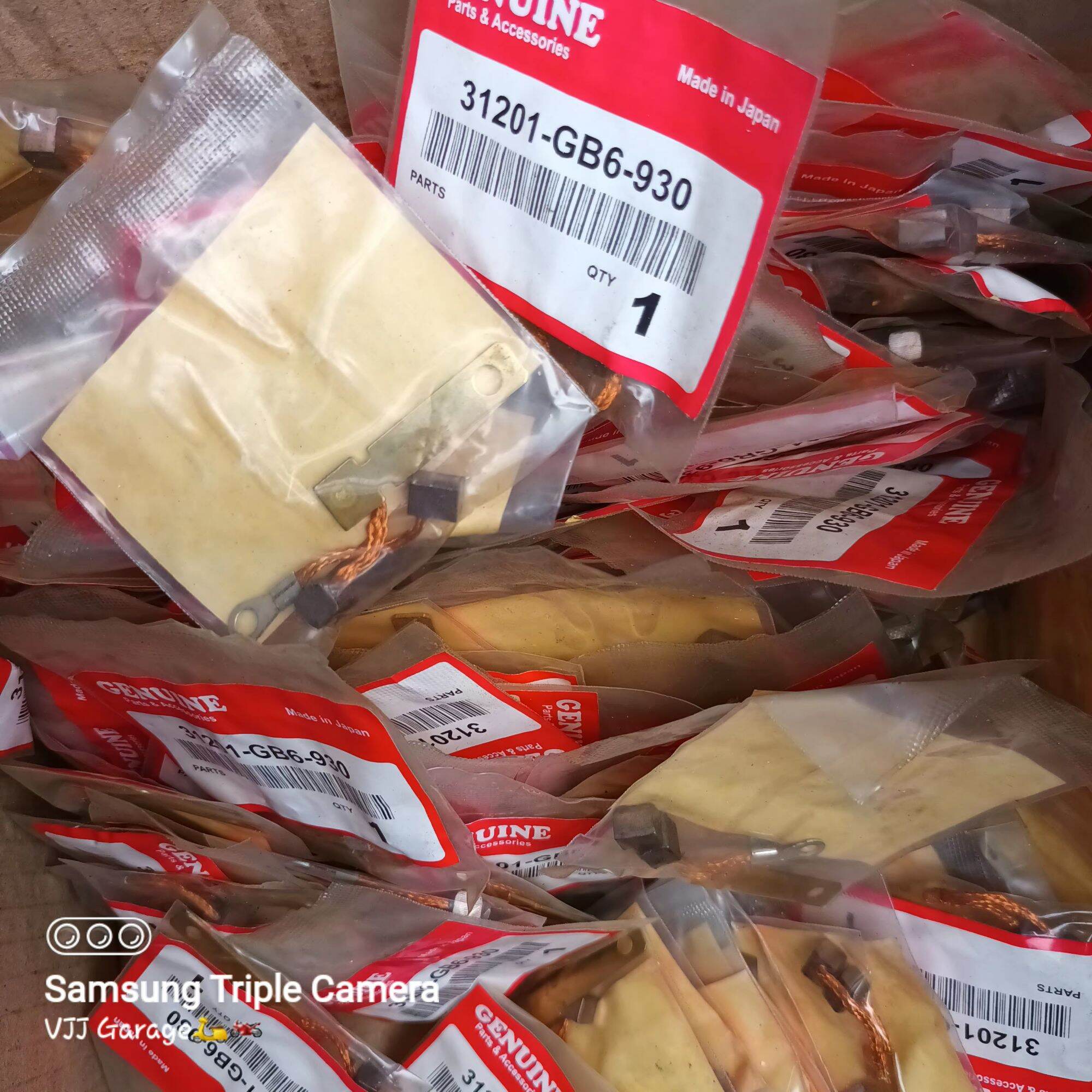 Honda XRM 110 | Wave 100 - Starter Carbon Brush | Lazada PH