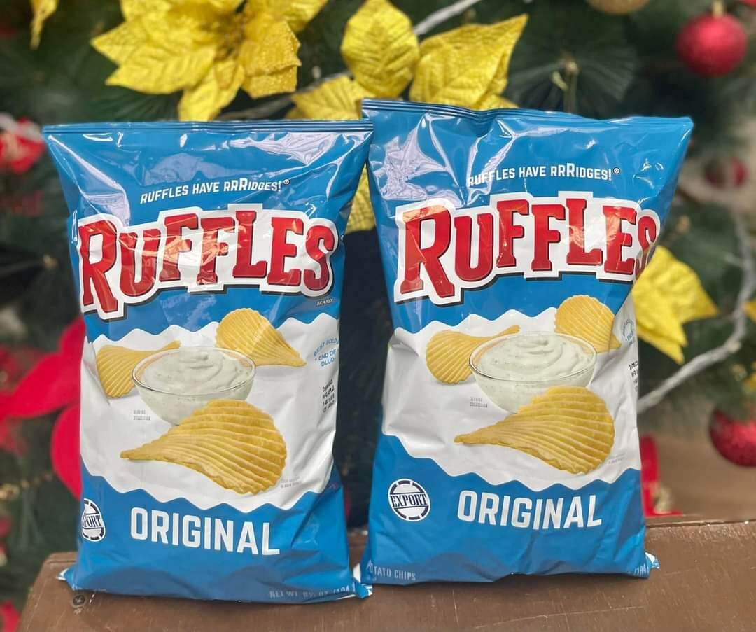 sale buy 2 rold gold thins / sun chips / ruffles original/ smartfood ...