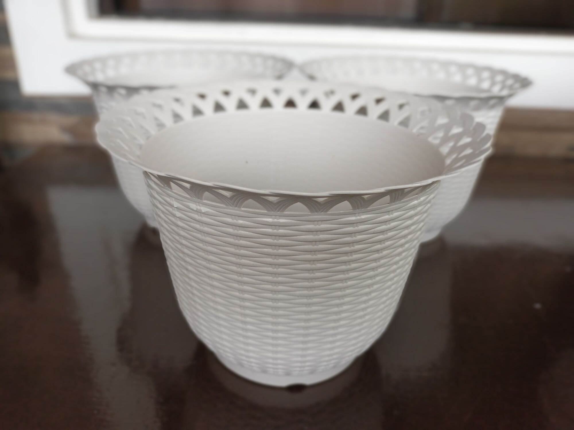 Sale Affordable Large White Pots for Indoor and outdoor pots , Mura ...