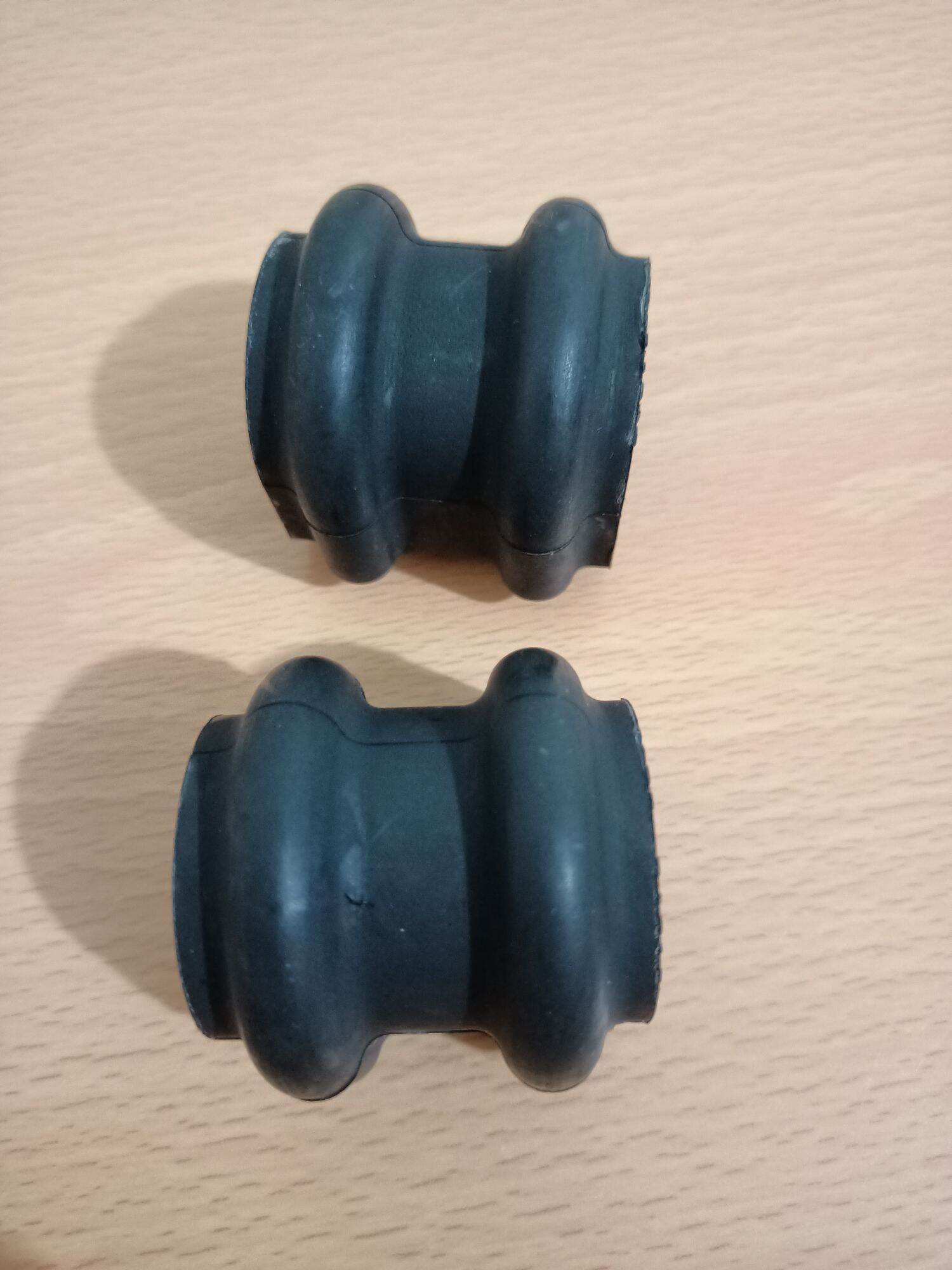 FRONT STAB BAR BUSHING FOR HYUNDAI TUCSON 10-13/KIA SPORTAGE 10-13(2 ...