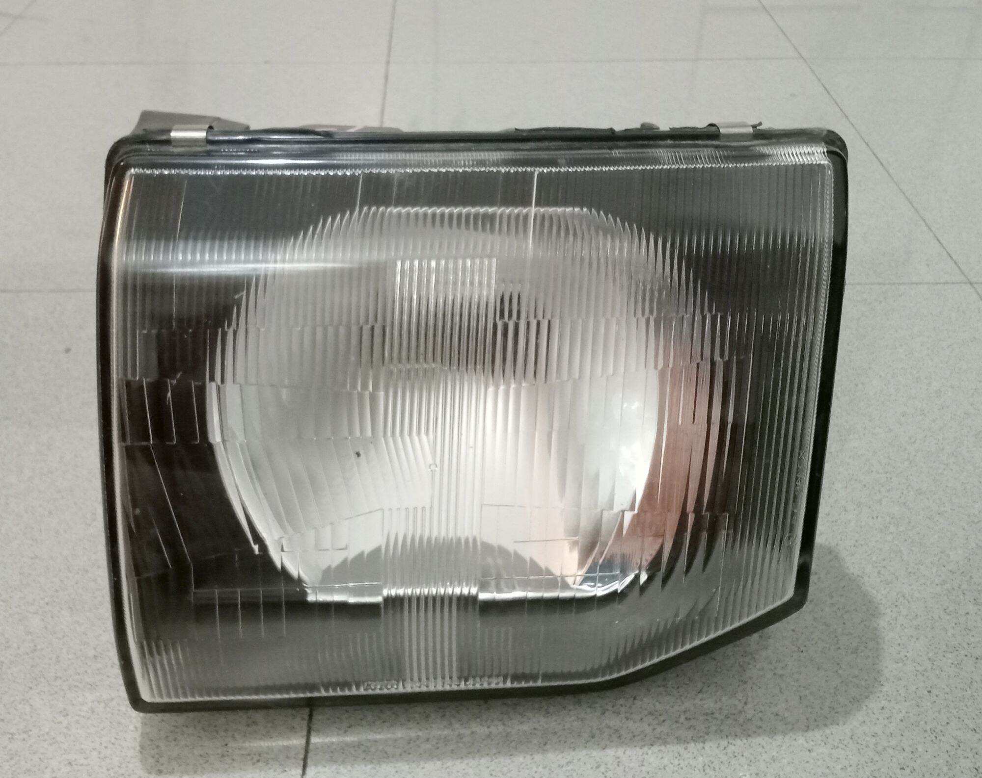 GENUINE! KOITO MITSUBISHI PAJERO Headlight headlamp head light KOITO ...