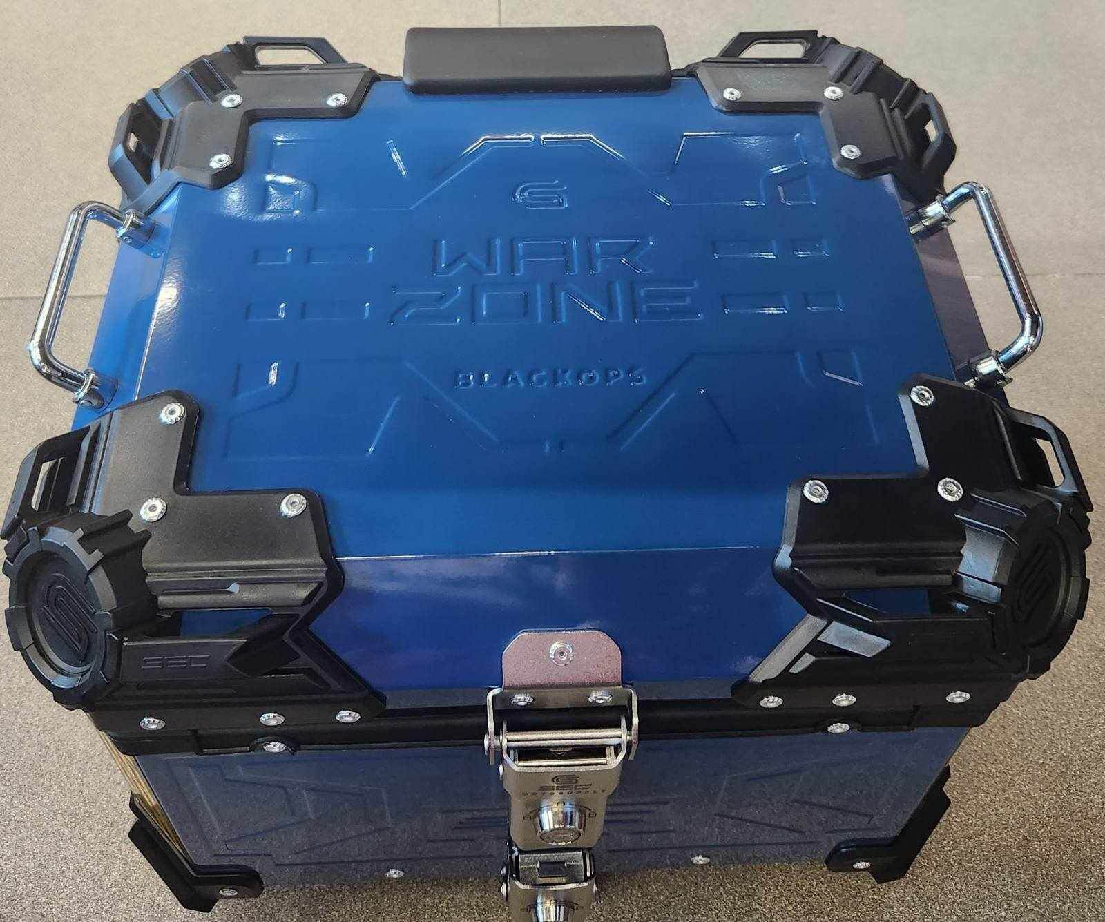 SEC WAR ZONE ALLOY TOP BOX 45L with BACKREST and FREEBIES | Lazada PH