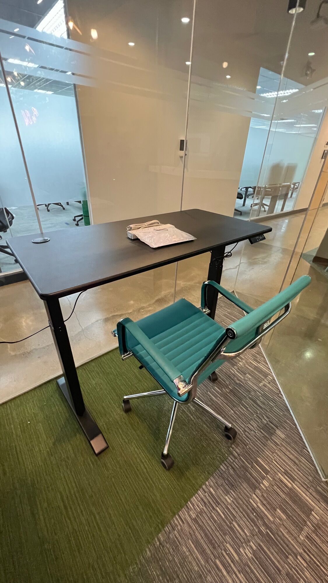 Altitude Electric Ergonomic Standing Desk [Single Motor] WHITE BROWN ...