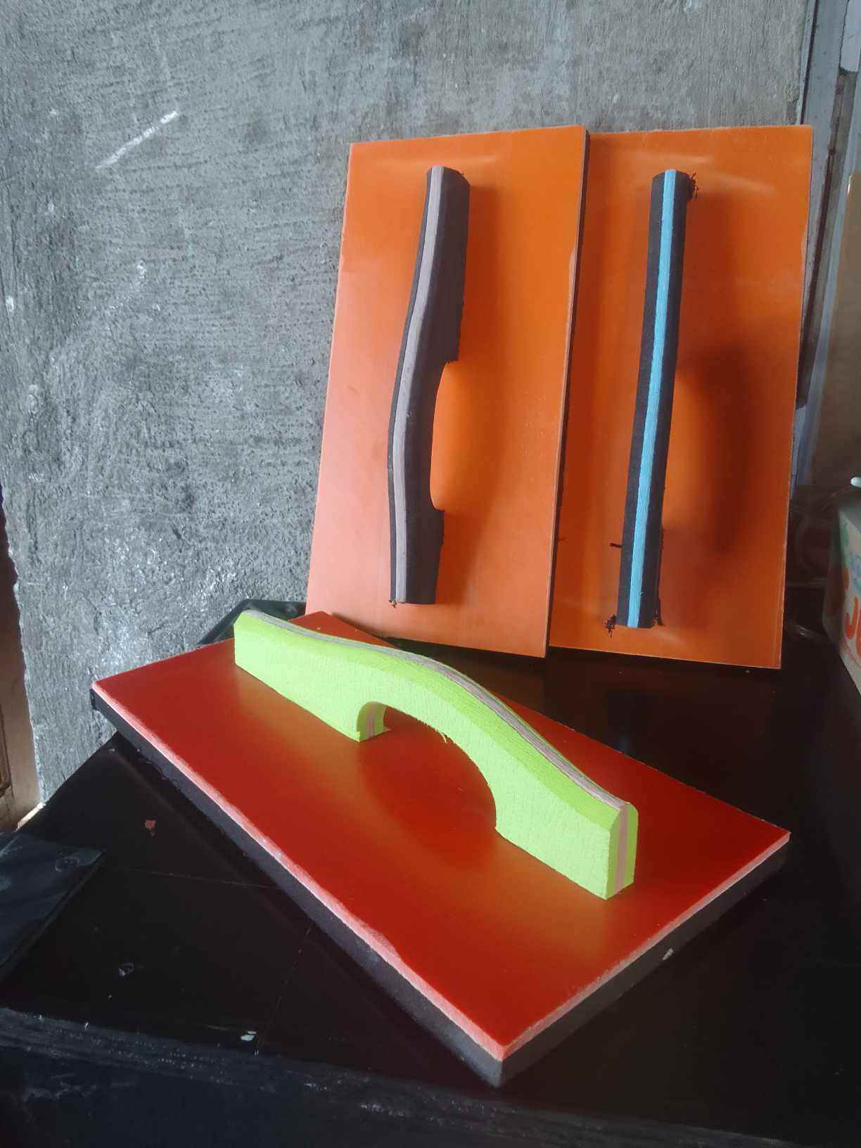 RODELA PVC BODY AND RUBBER HANDLE "HIGH QUALITY" PLASTERING TROWEL ...