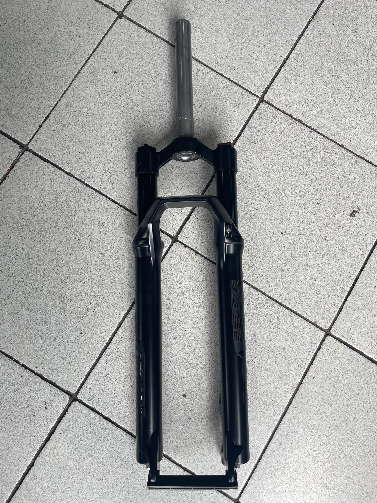 Bolany Mega Coil Fork 29 with lockout | Lazada PH