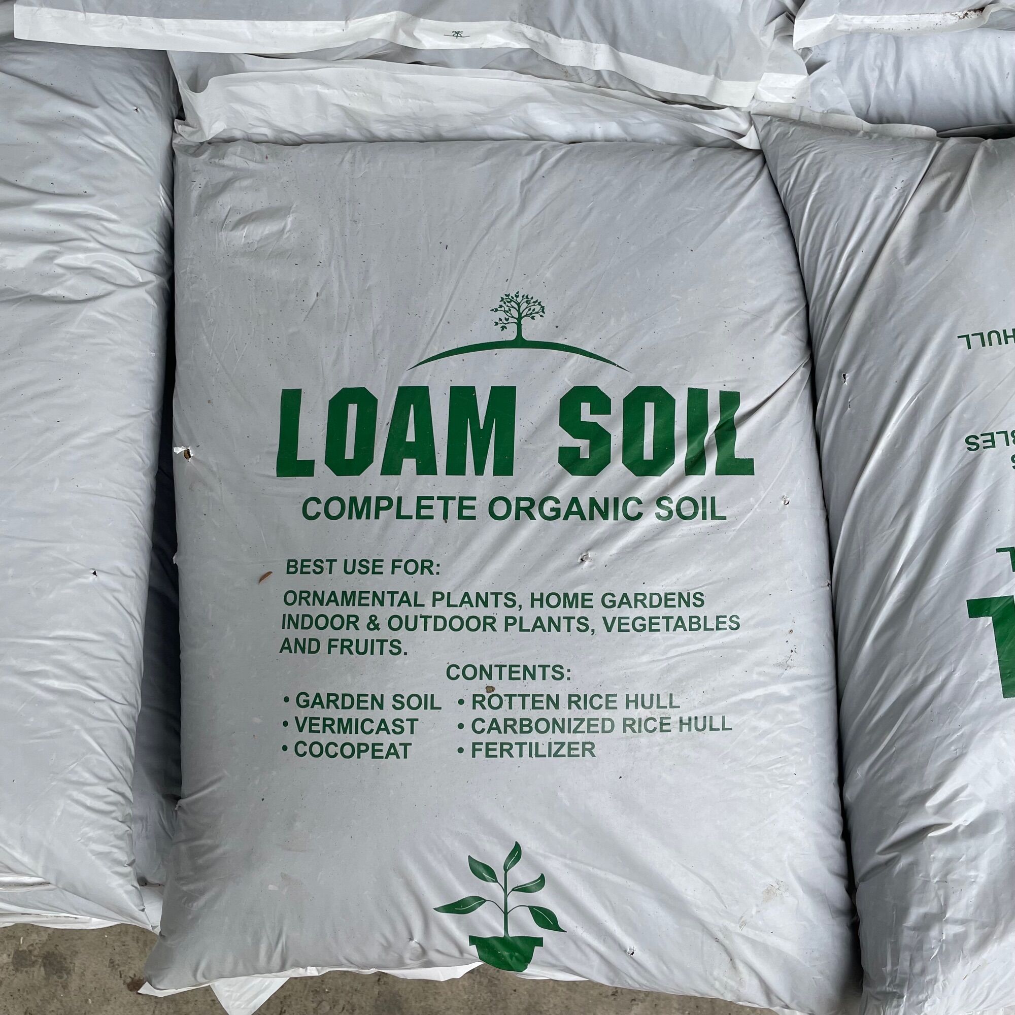 Loam soil - Complete organic soil mix for garden use | For home farming ...