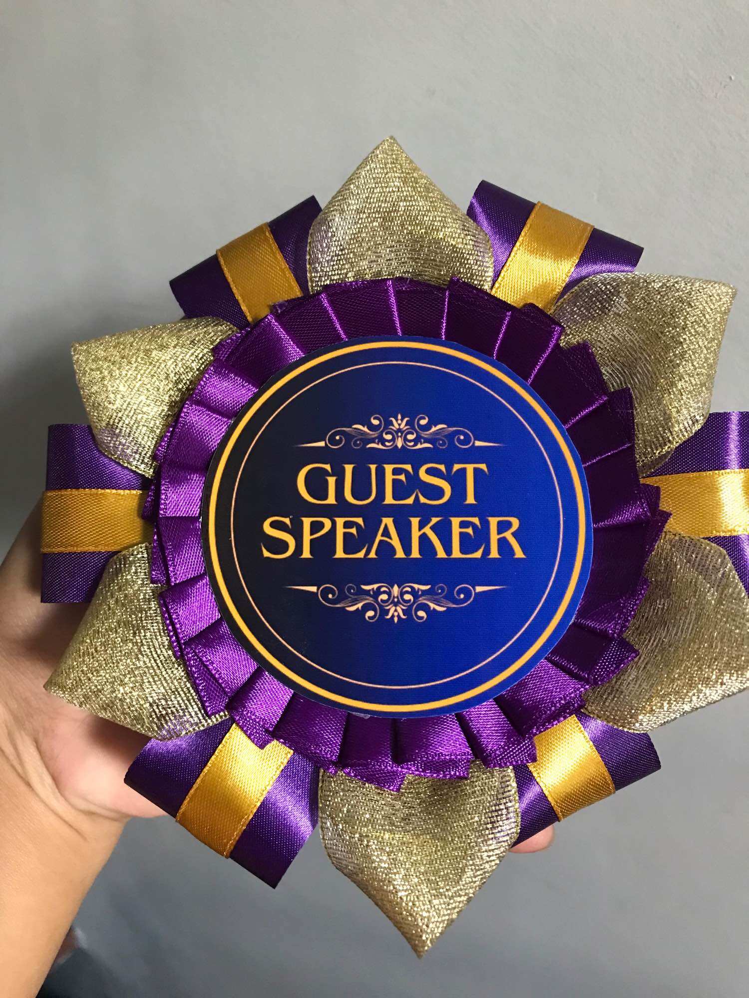 Garland Lei for graduation and guest or vip with free logo | Lazada PH