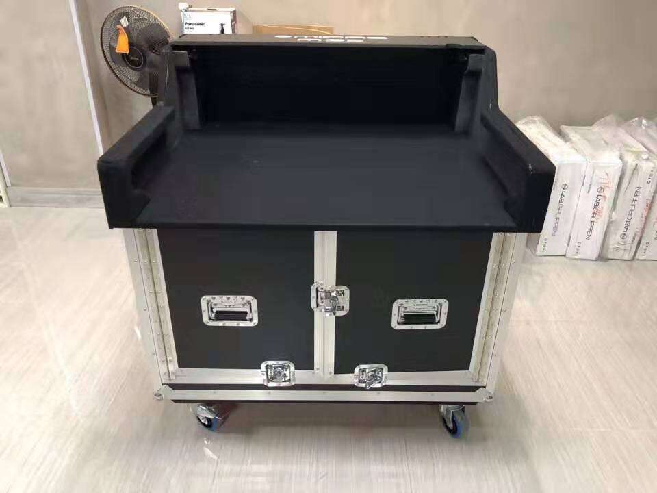 Midas Midas M32R Live Digital Mixer Mr18 Rack-Mount Interface Box ...