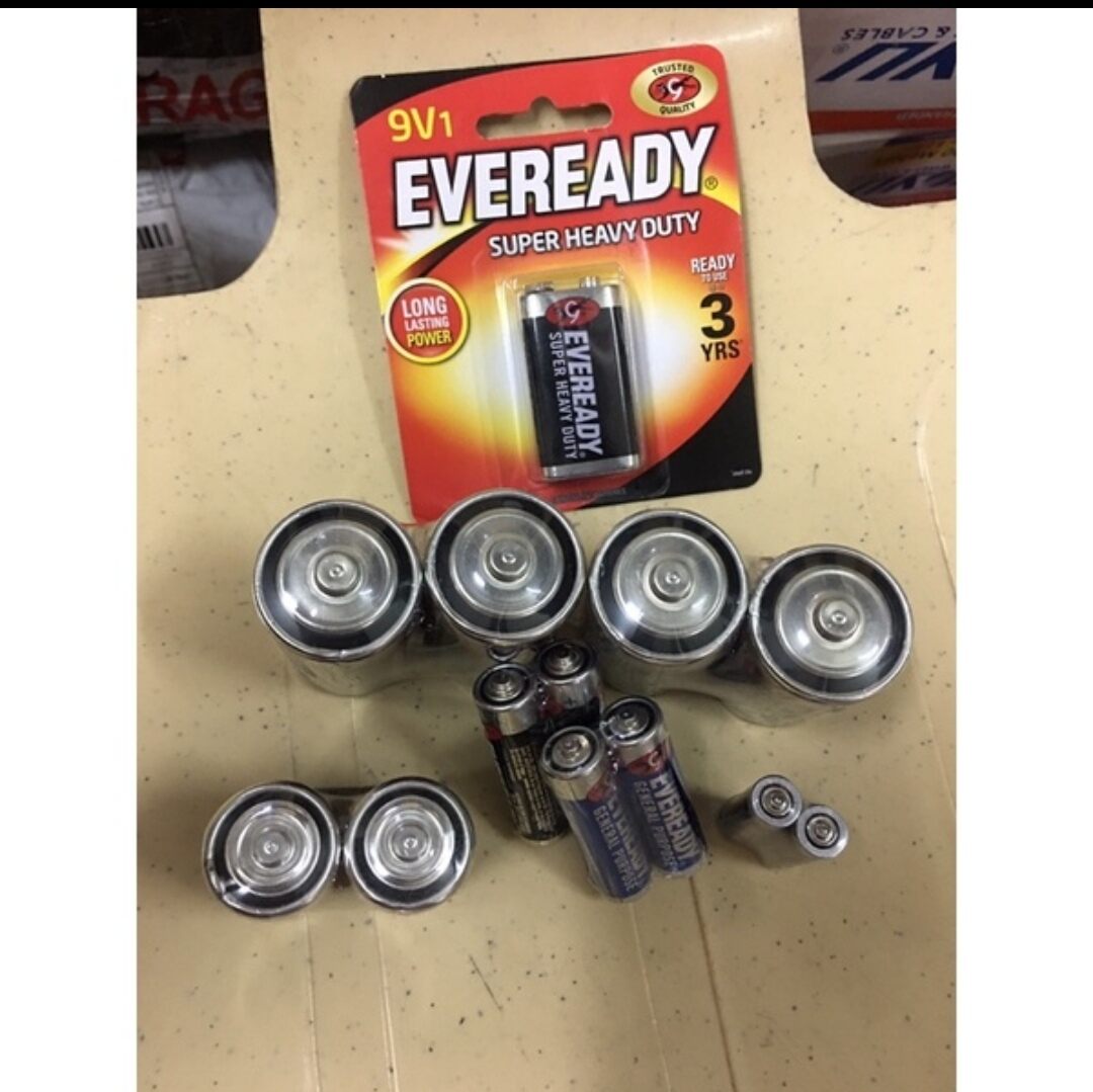 original eveready batteries: 1.5v, black/blue: D” ,C”, 2AA, 3AAA, 9V ...