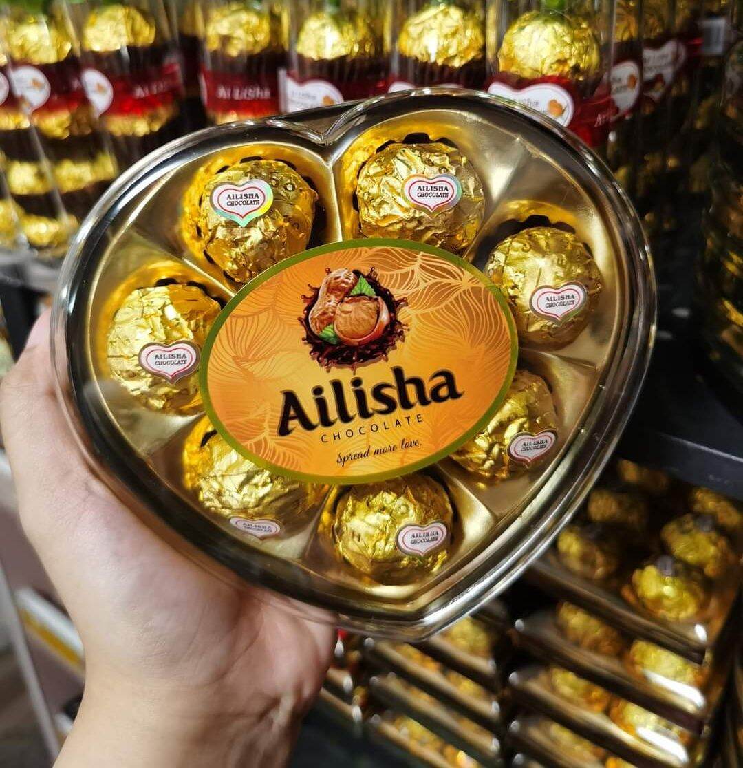 Ailisha gift heart chocolate tastes like Ferrero Rocher Best before Feb ...