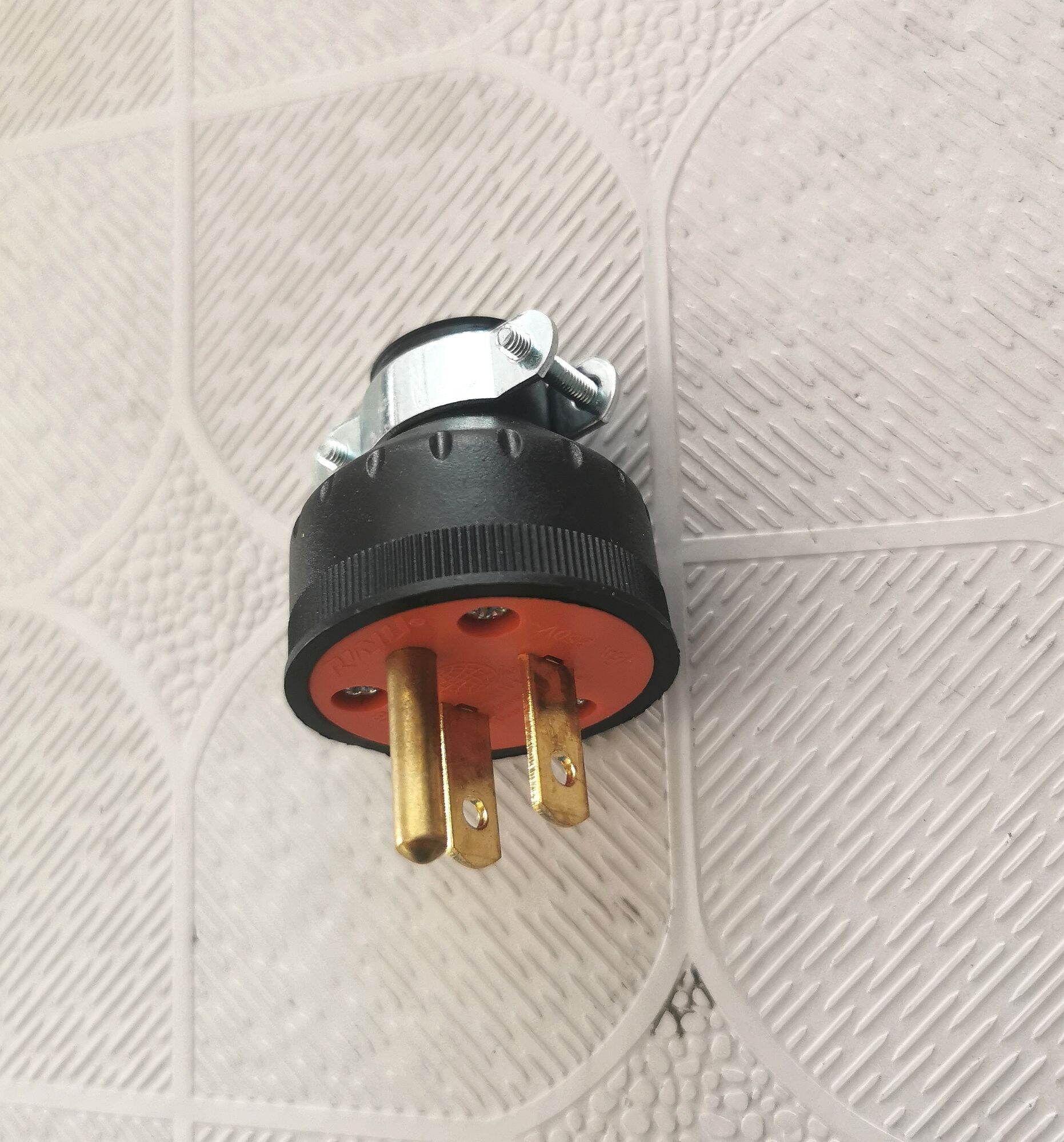 Royu Pvc Plug With Clamp, Regular Plug, black White per/pcs | Lazada PH