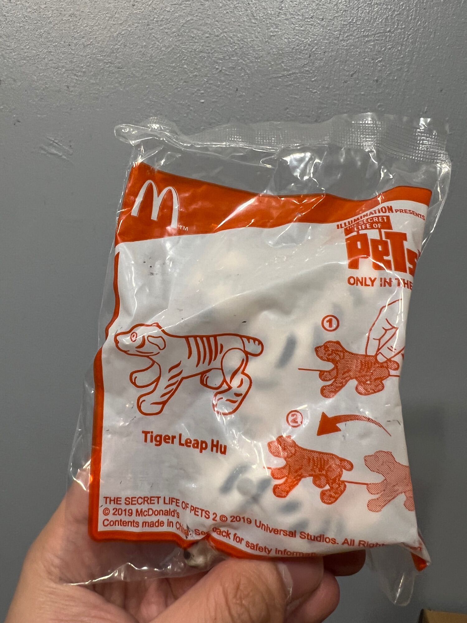 The Secret Life of Pets Happy Meal Toys (Secret Life of Pets Mcdonalds ...