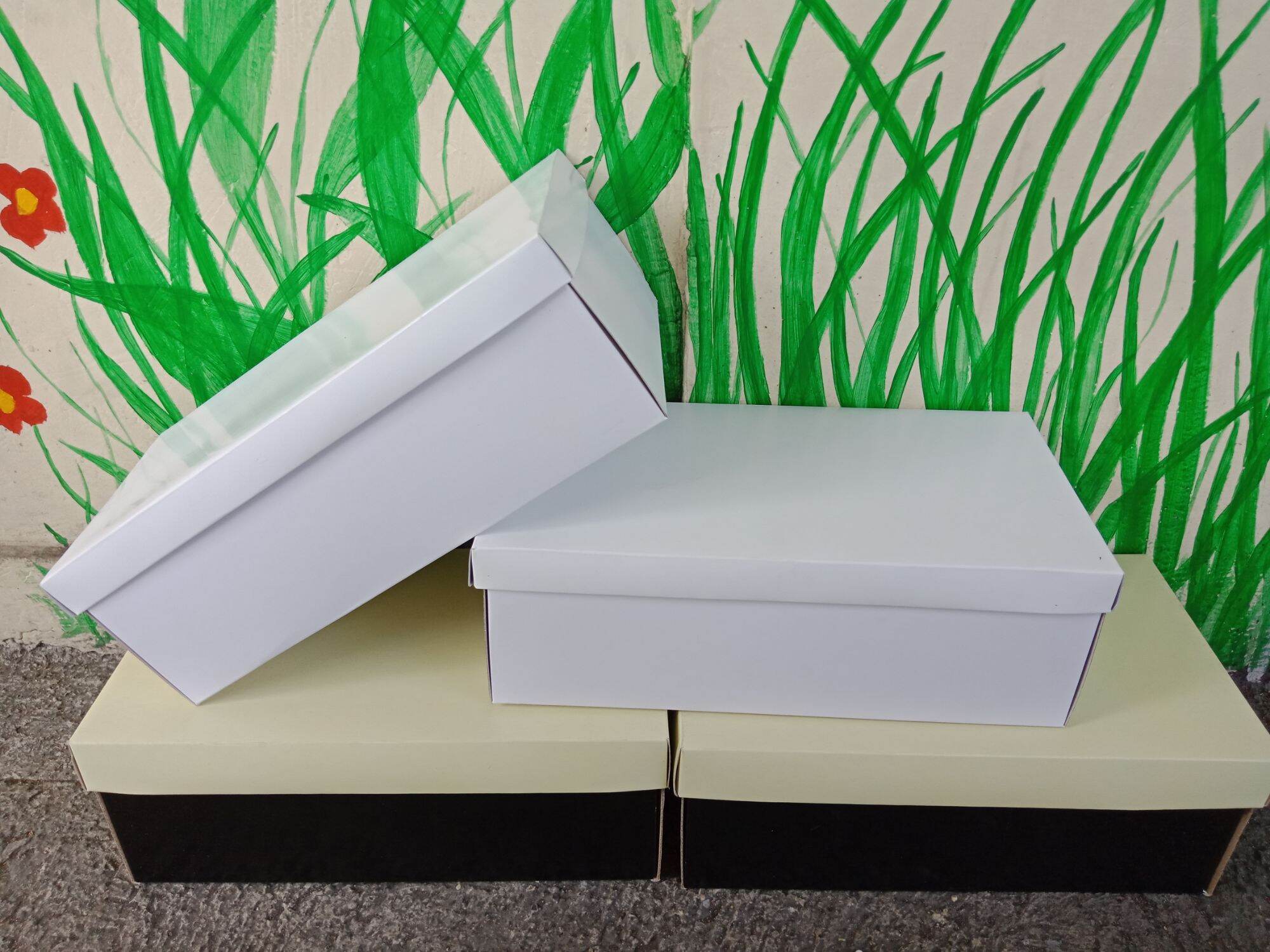 Shoe Box White & Black Yellow Plain Corrugated Box | Lazada PH