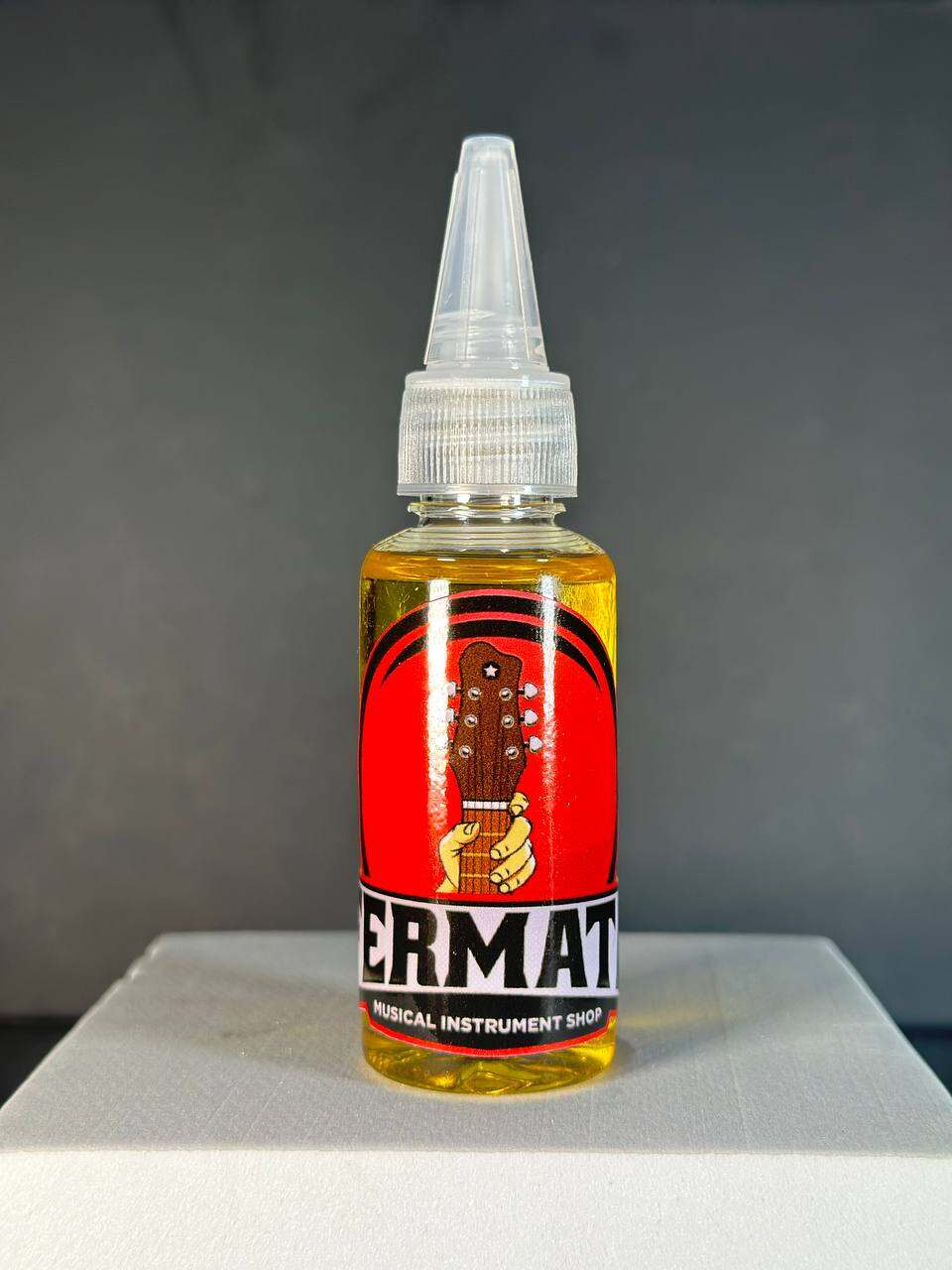 Lemon Oil Guitar Fret Board Polisher or Conditioner FREE Cloth (35ml)