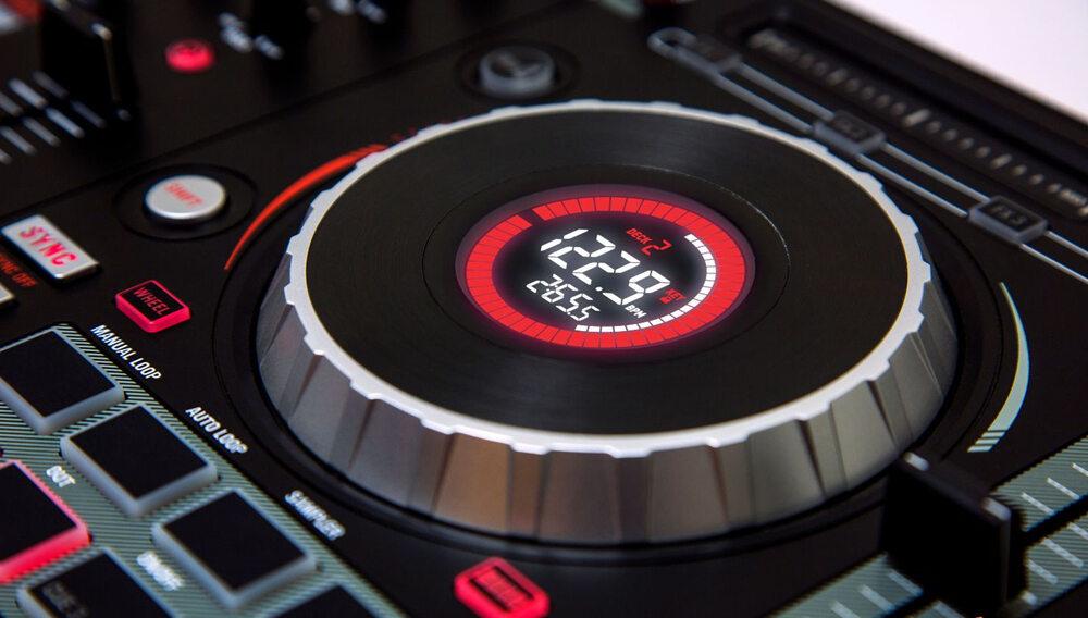 Luma/Numark Mictrack Platinum Two-Way Entry DJ Disc Player with ...