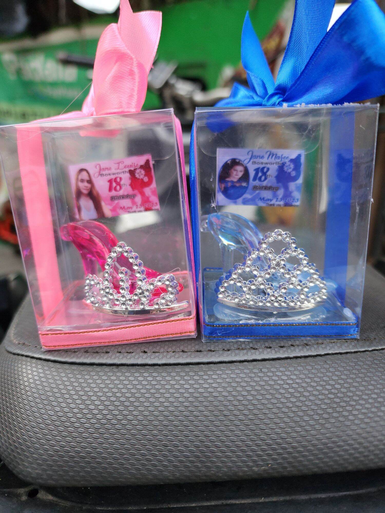 BIRTHDAY/DEBUT SOUVENIR CROWN WITH ACRYLIC SHOES(25PCS PER ORDER ...