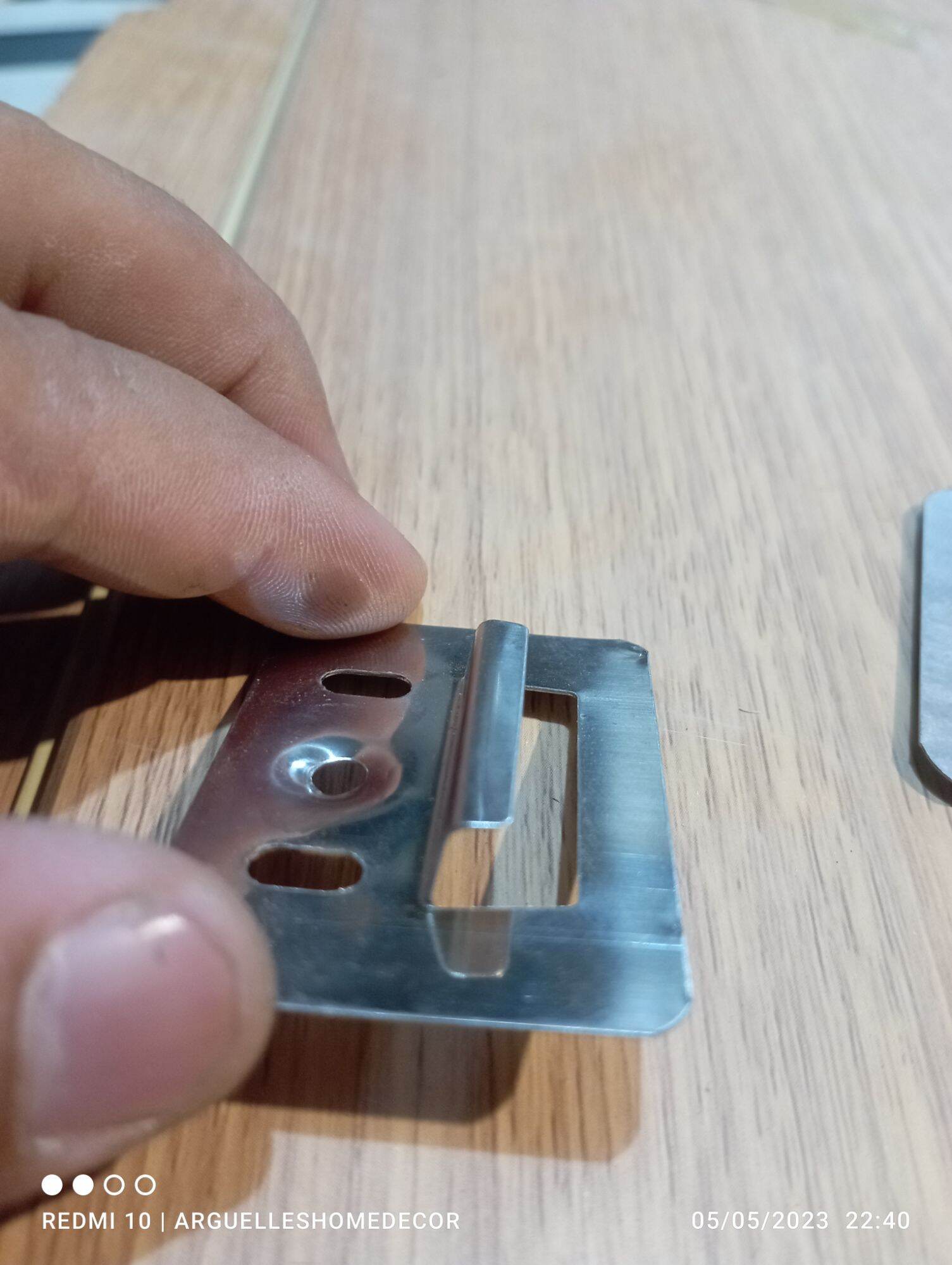 Metal Clip for Wpc Fluted Panel 4.5cmx3cm | Lazada PH