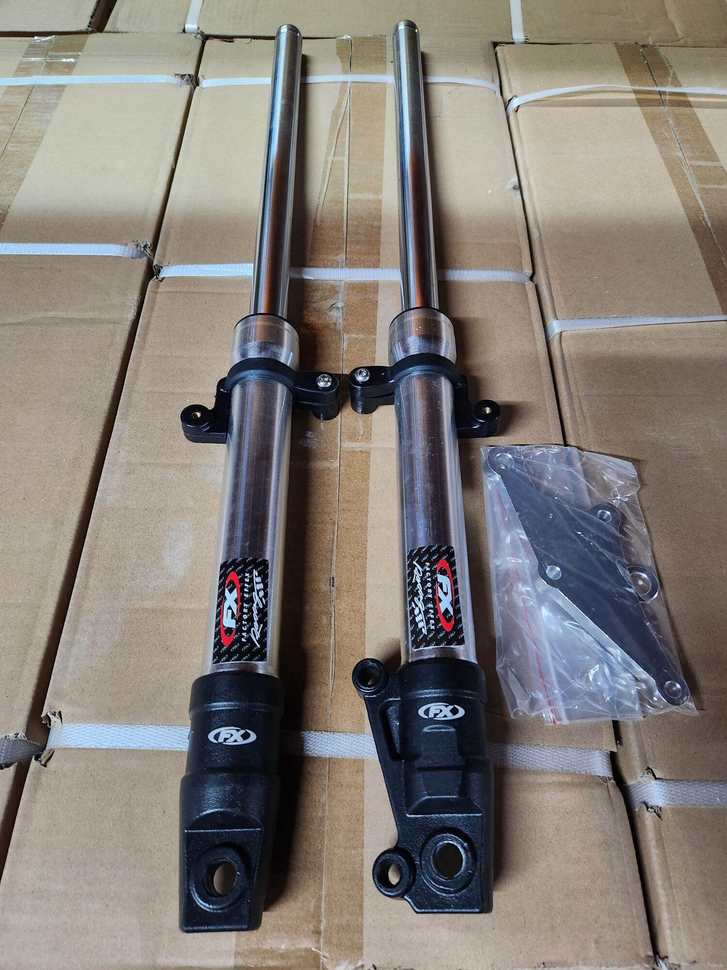 Front Shock R150 With colored bottoms - dagdag porma sa mapormang R150 ...