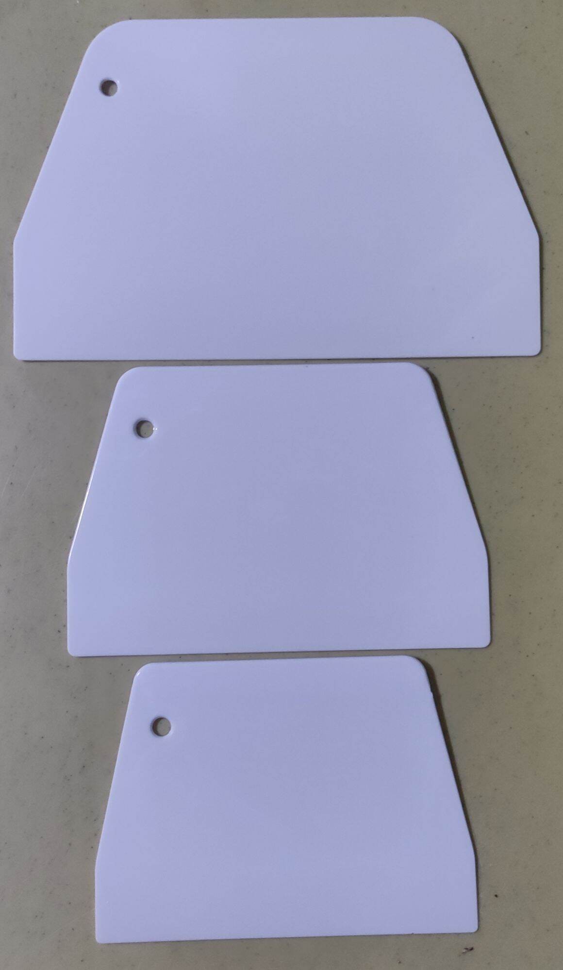 PLASTIC WHITE DOUGH CUTTER/SCRAPER (RASPA) | Lazada PH