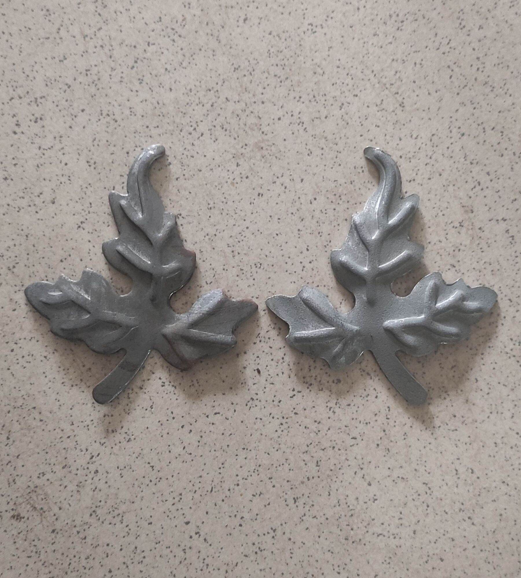 Leaves Dahon (sold as pair) Metal Art Bakal Design for Metal ...