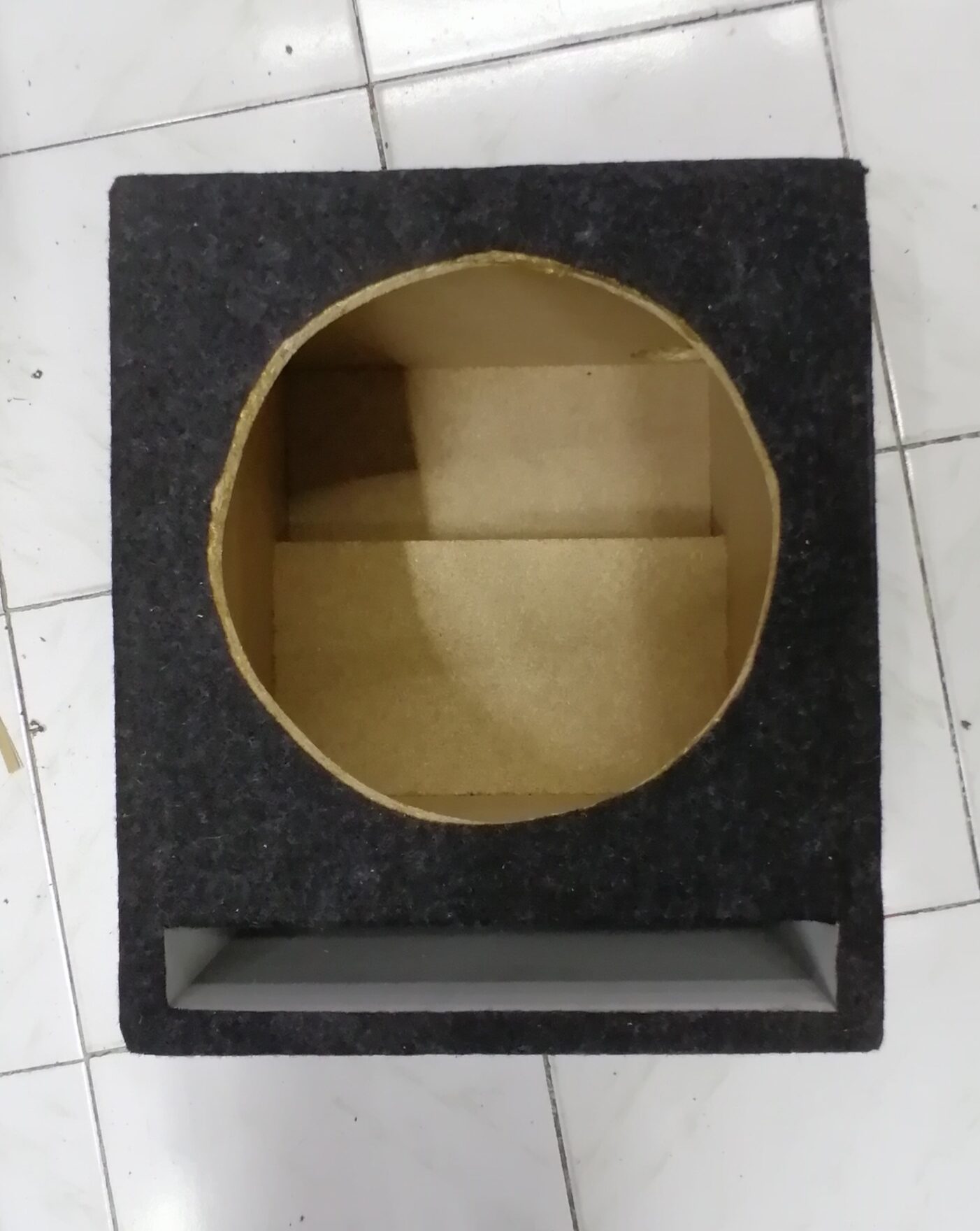 SINGLE 10" SUBWOOFER SPEAKER BOX L-PORTED | Lazada PH