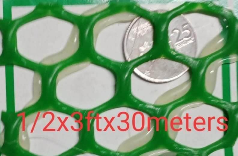 3ft Plastic screen/chicken screen green 1 meter 3 ft If 2 meters and ...