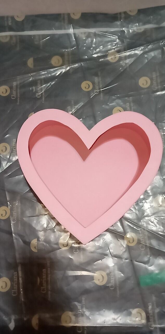 Product details of 10x4 inches heart window box | Lazada PH