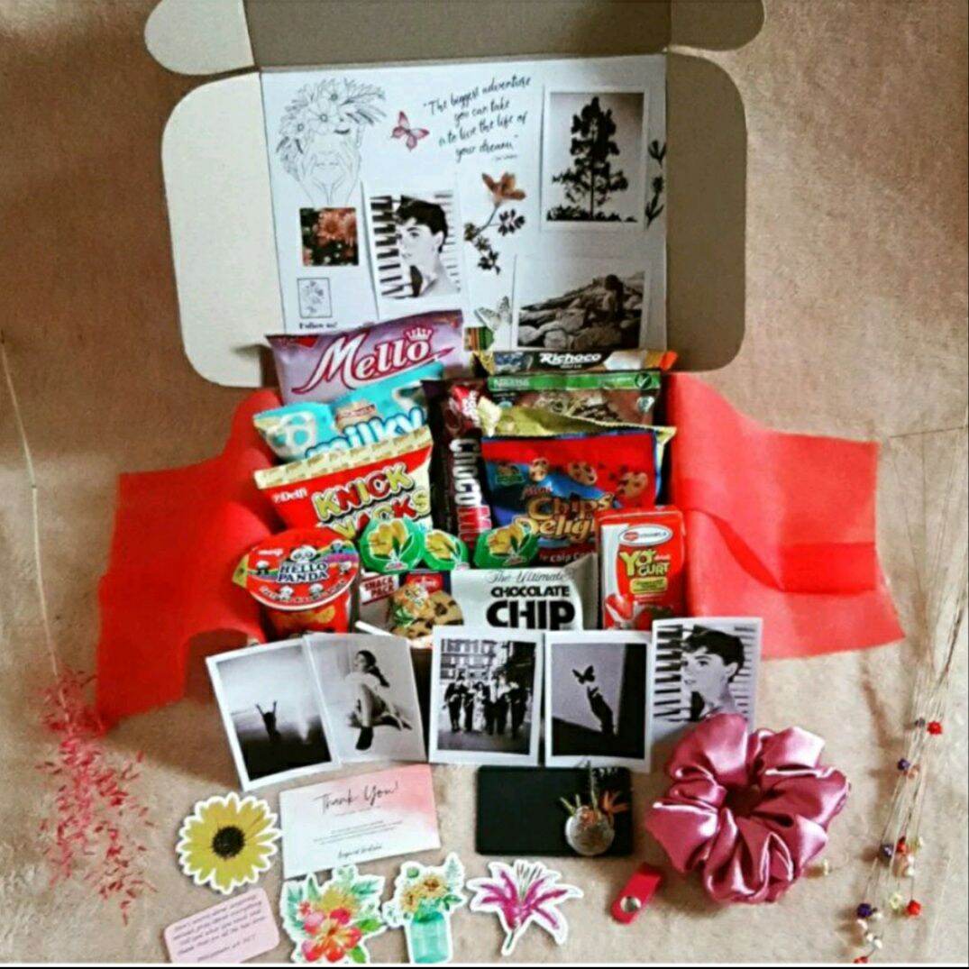 PERSONALIZED GIFT SET- Goodies Box with Photos | Lazada PH