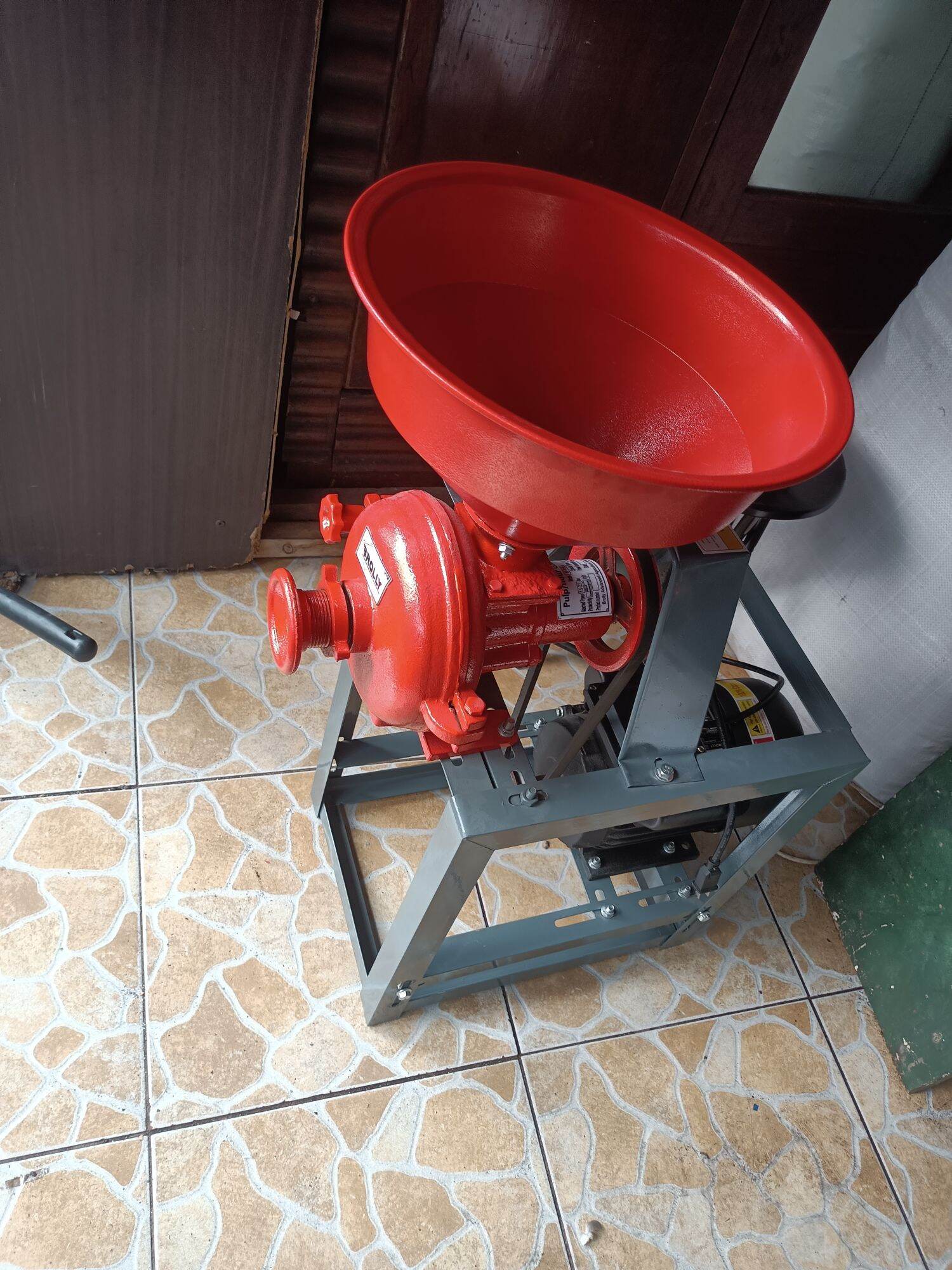 Pulverizer machine / Pulvorizer machine / powdering machine - 3hp belt ...