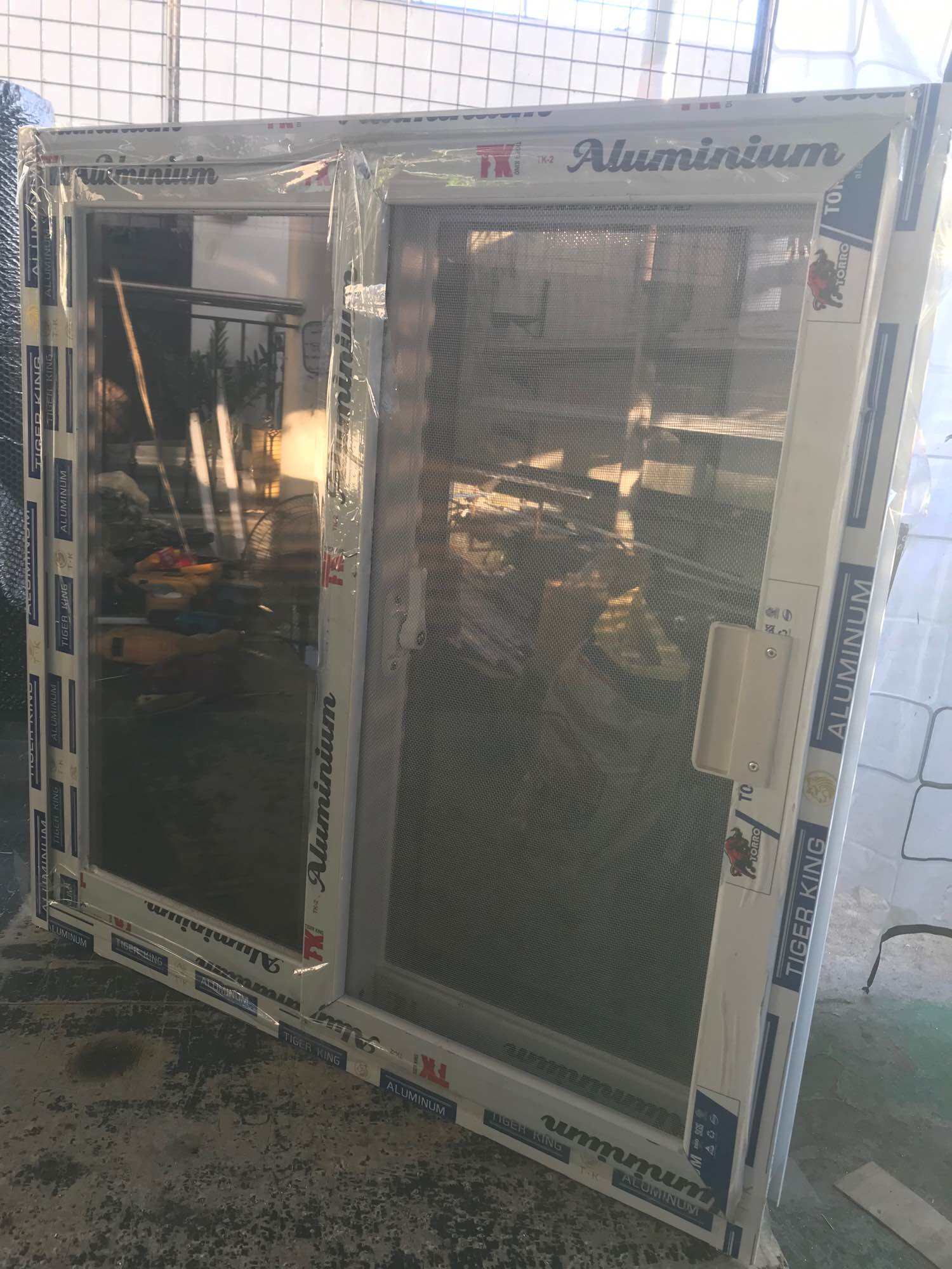 H-75cm x 80cm-W aluminum sliding window reflective glass with screen ...