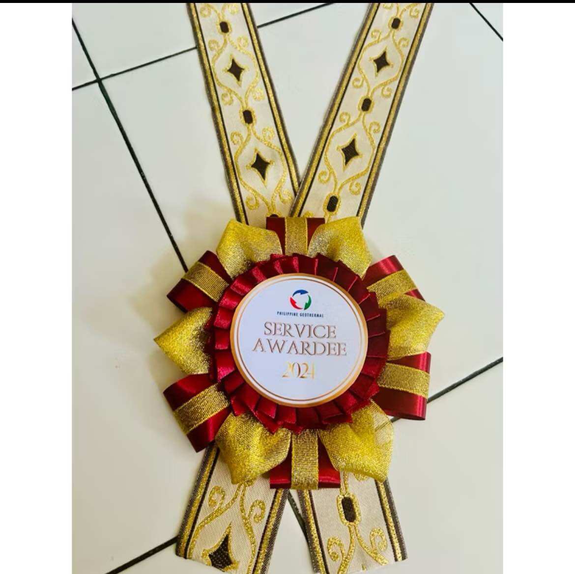 Garland Lei for graduation and guest or vip with free logo | Lazada PH