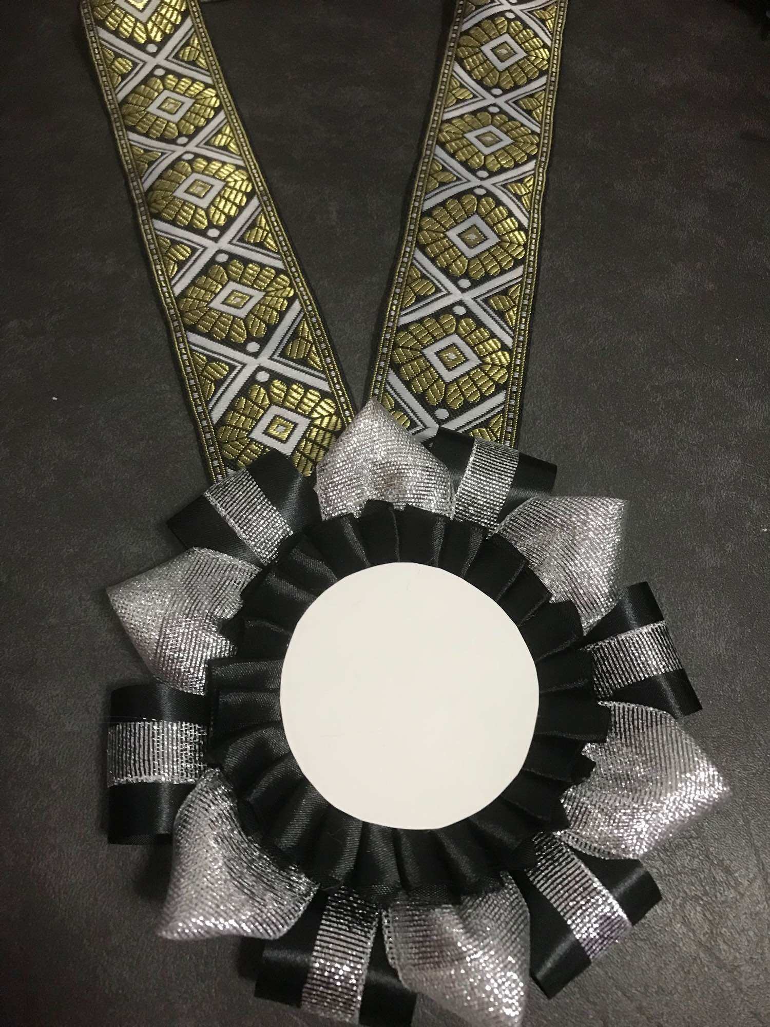 Garland Lei for graduation and guest or vip with free logo | Lazada PH
