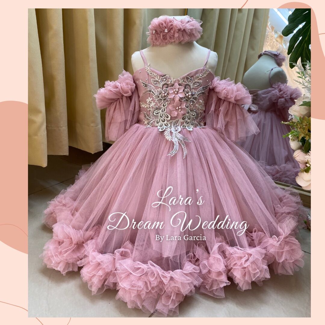 SLEEVELESS FAIRY RAFFLES GOWN/BIRTHDAY/ ABAY/ PICTORIAL GOWN FOR THE ...