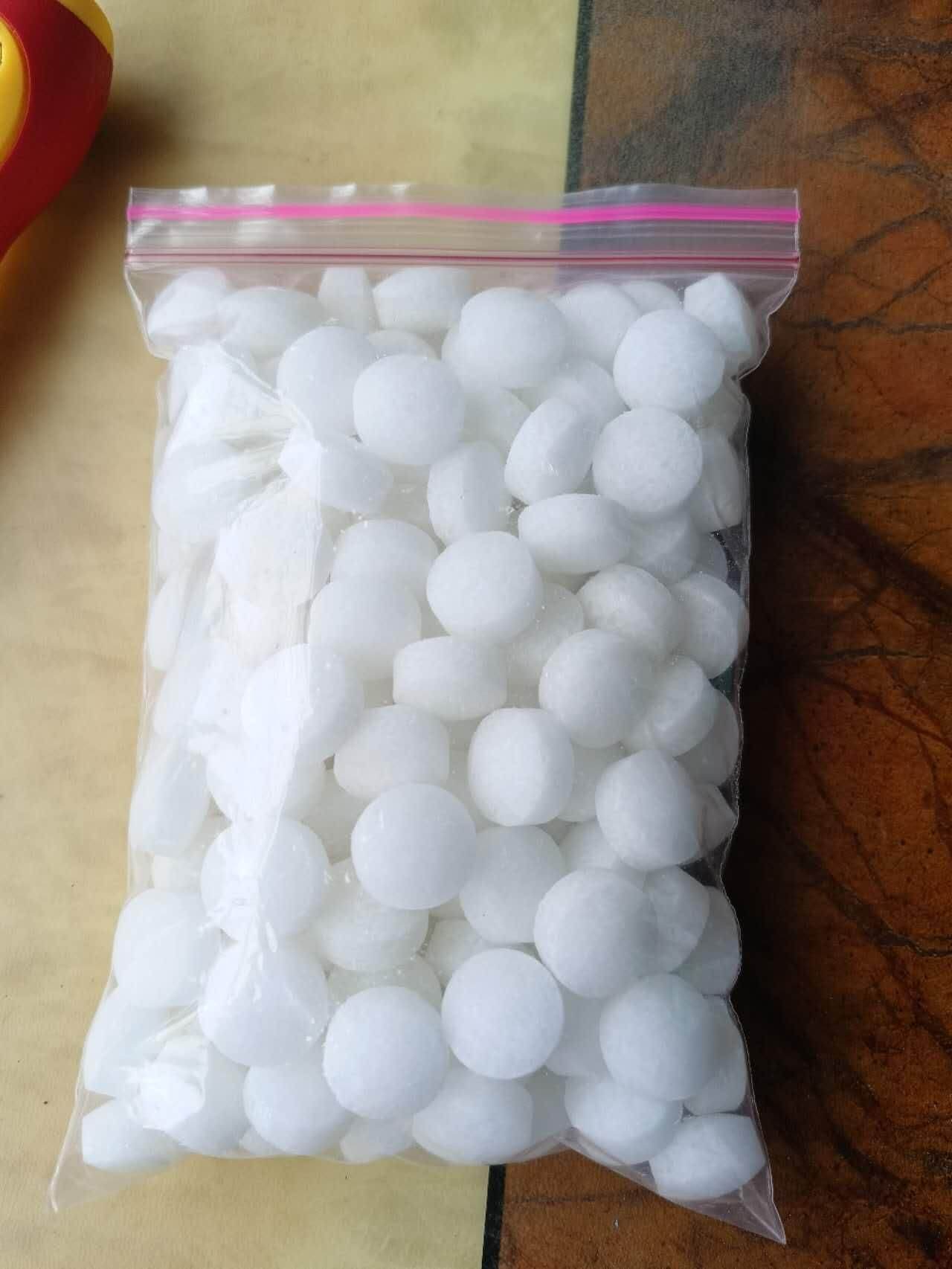 Bug-off Mothballs (Naphthalene/Alcampor Balls)1kg per order | Lazada PH