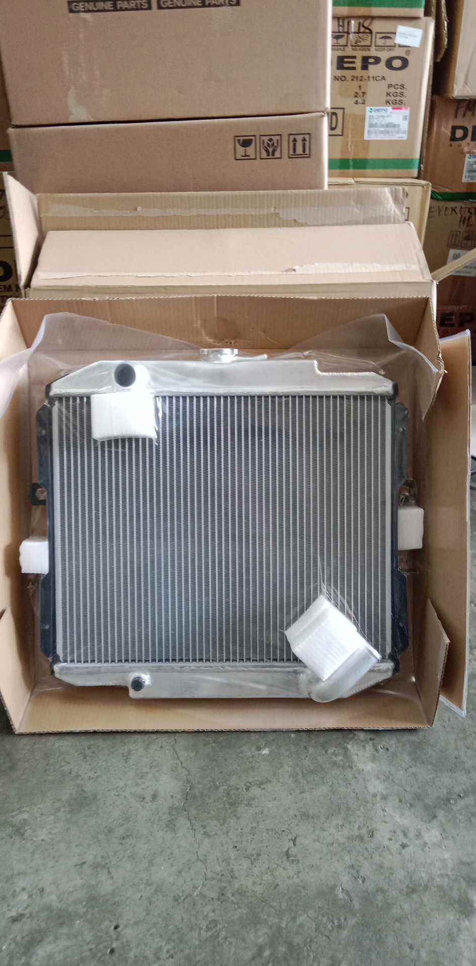 Mitsubishi L300 Radiator Diesel 3 Rows | Lazada PH