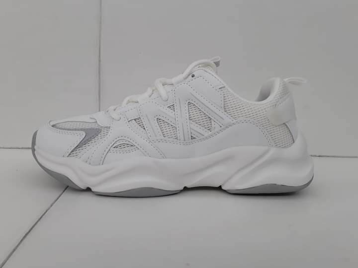 World Balance Zephyr L | Lazada PH