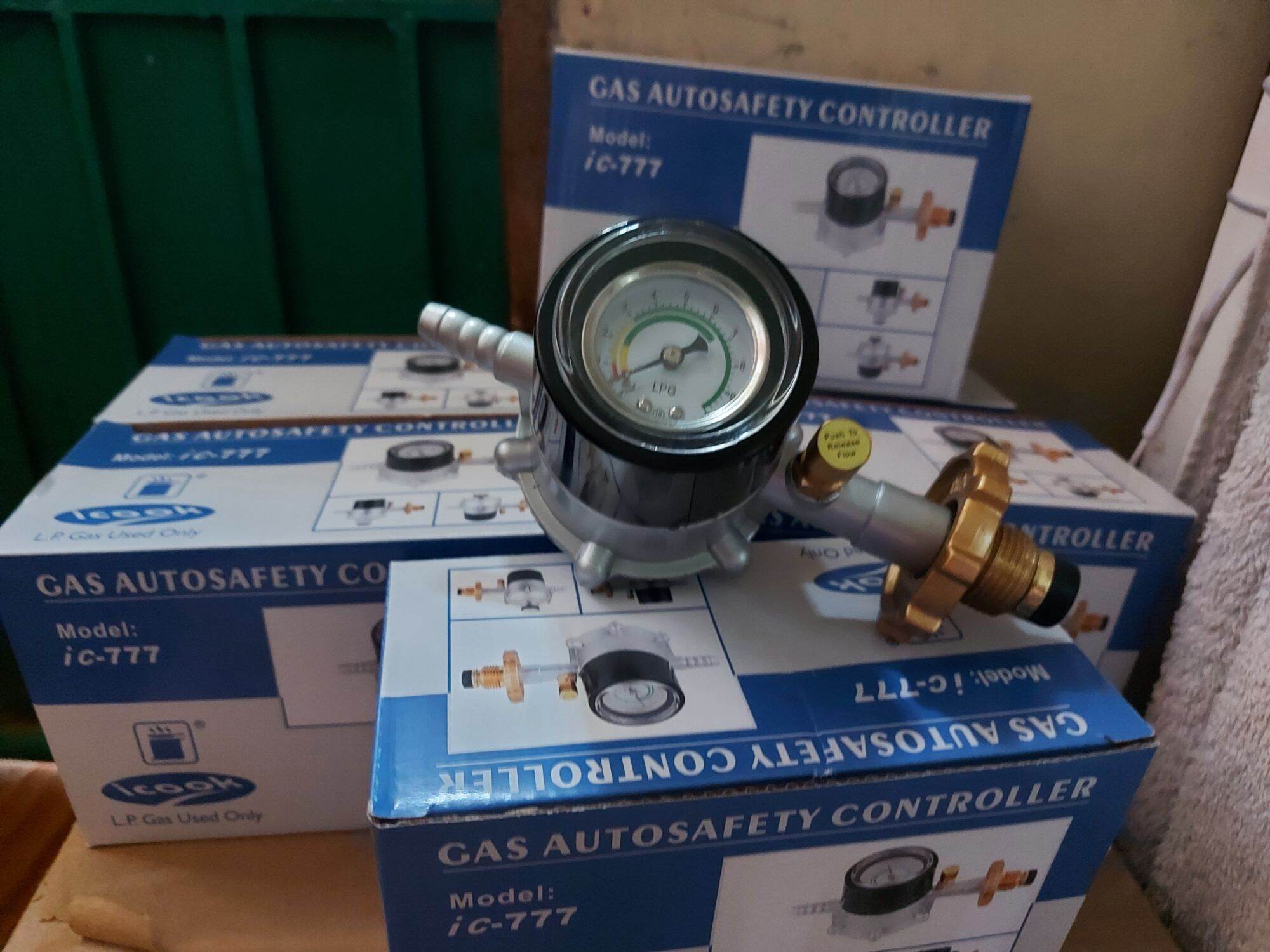 IC-777 ICOOK LPG REGULATOR WITH AUTOSAFETY GAS CONTROLLER AND GAUGE | Lazada PH