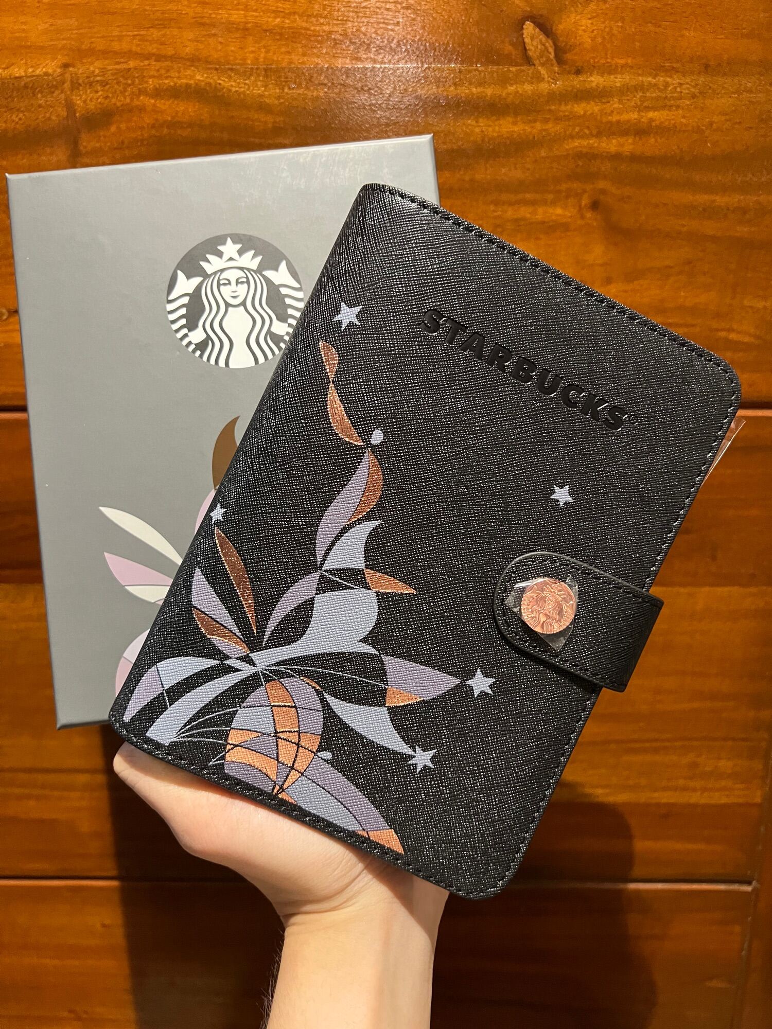 “ON HAND” SB Planner 2023 (Starbucks Planner 2023) “ON HAND” Planner ...